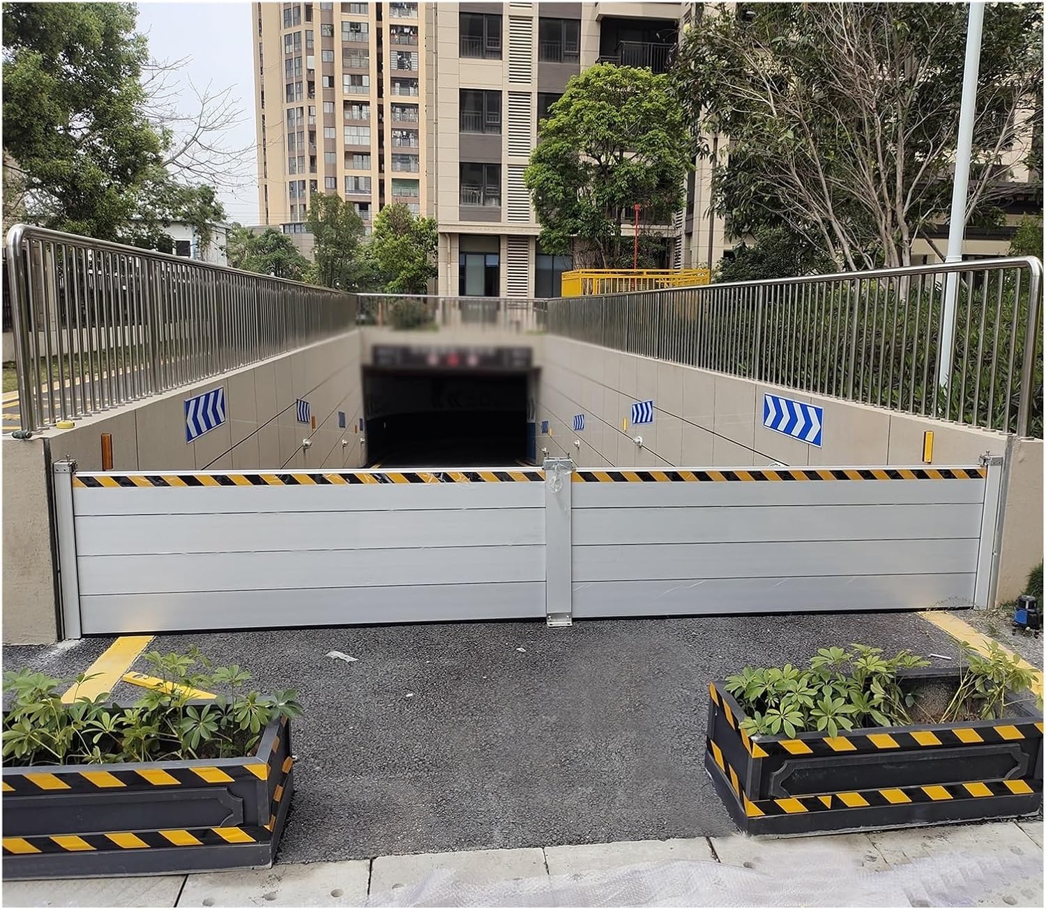 Amazon.com: Elevator Entrance Flood Control Barrier Aluminum, Garage ...
