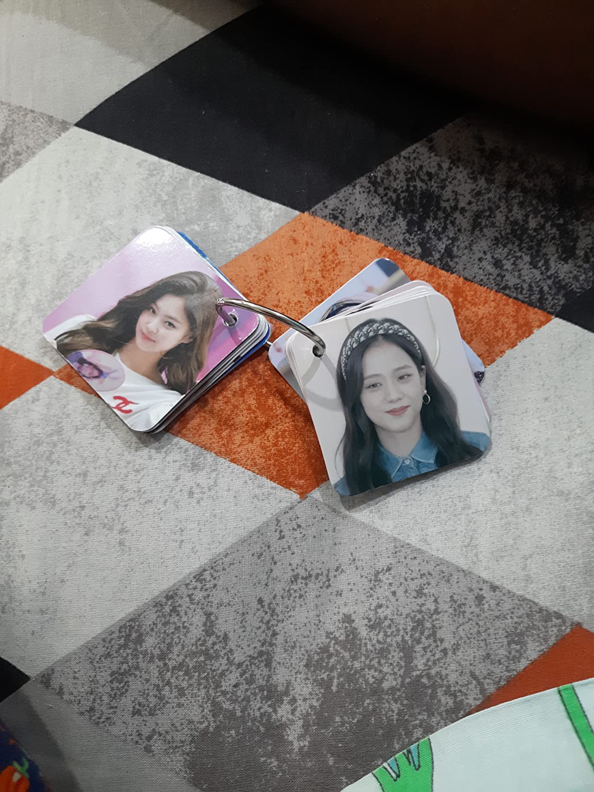 Black Pink Flash 1mm Thick Cards with Snap Key Ring (Set of 12 Cards 24 ...