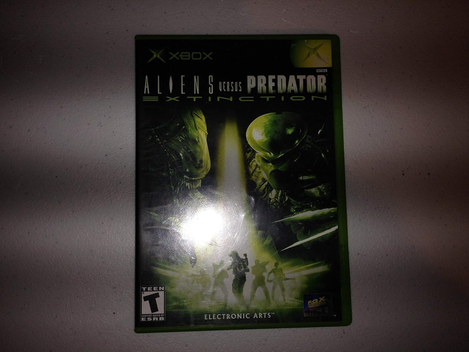 Amazon.com: Aliens Vs. Predator: Extinction (Renewed) : Video Games