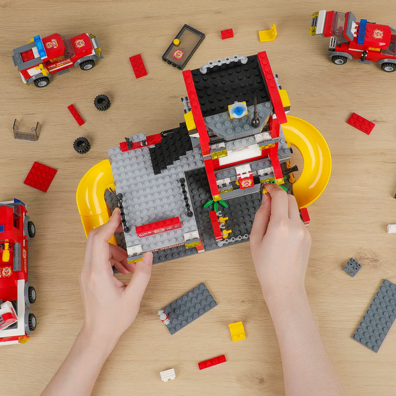 City Fire Station Building Kit, Fun Firefighter Toy Building Set for ...