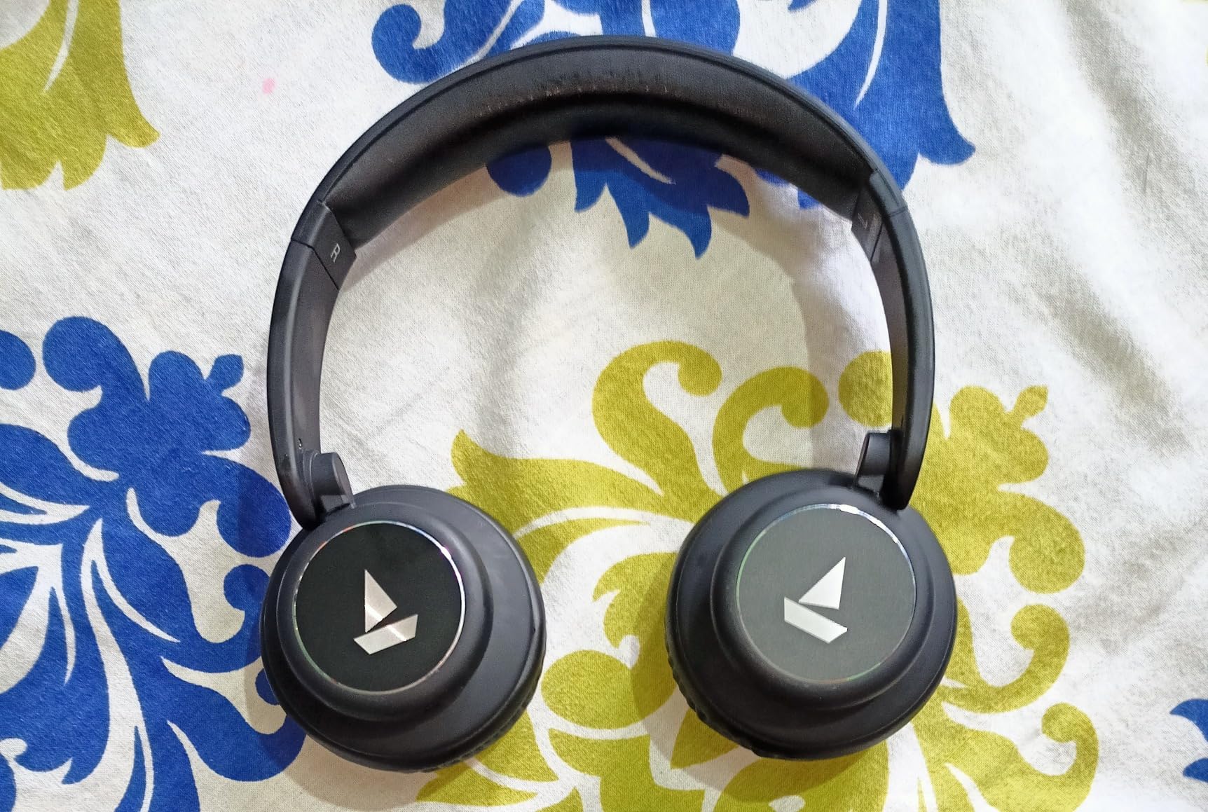 (Refurbished) boAt Rockerz 450 Bluetooth On-Ear Headphone with Mic(Aqua ...