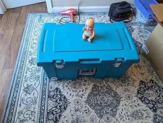 Amazon.com: Sterilite Wheeled Footlocker, Lockable Plastic Utility ...