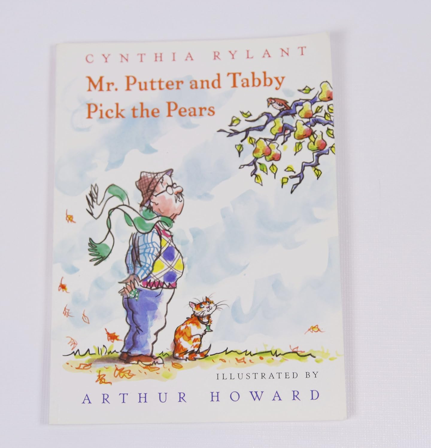 Amazon.com: Mr. Putter & Tabby Pick the Pears: 9780152002459: Rylant ...