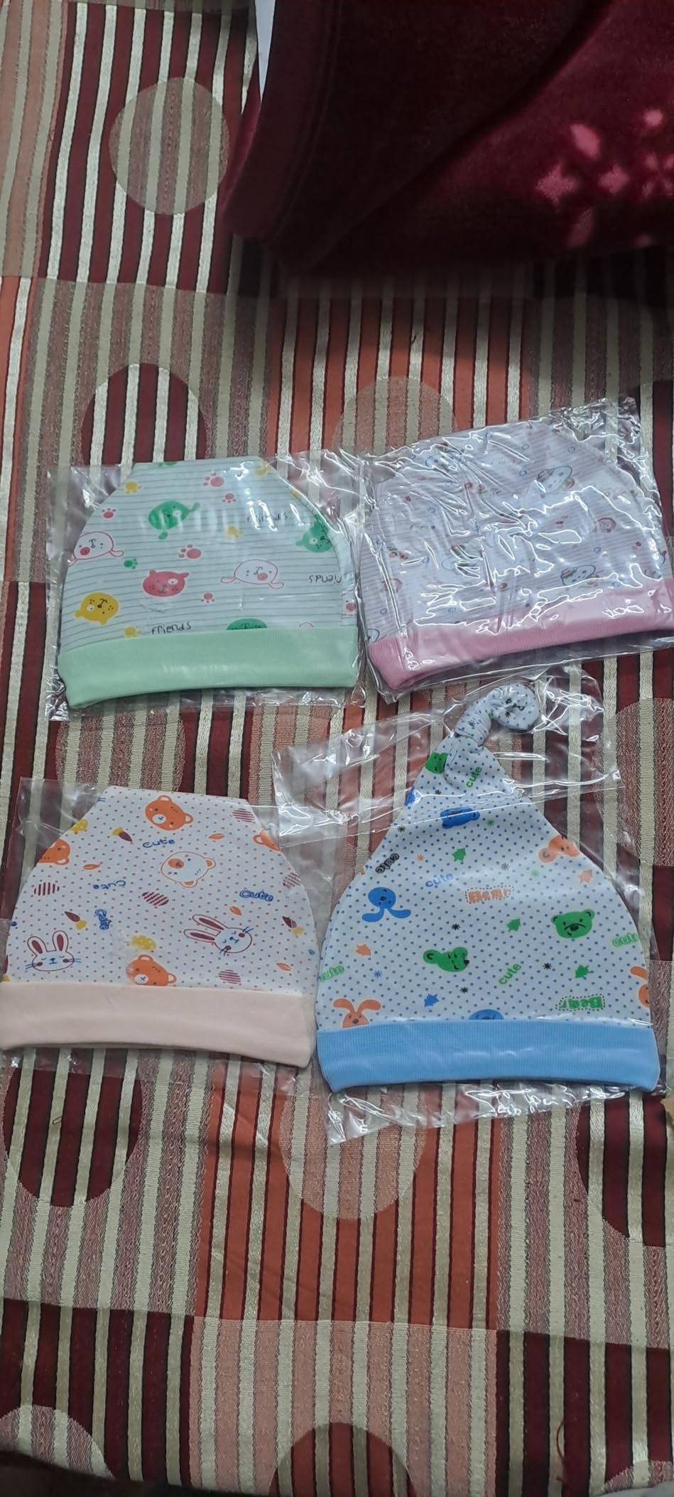 Buy MOM'S DARLING New Born Baby Caps for New Born 0-6 Months - (Pack of ...