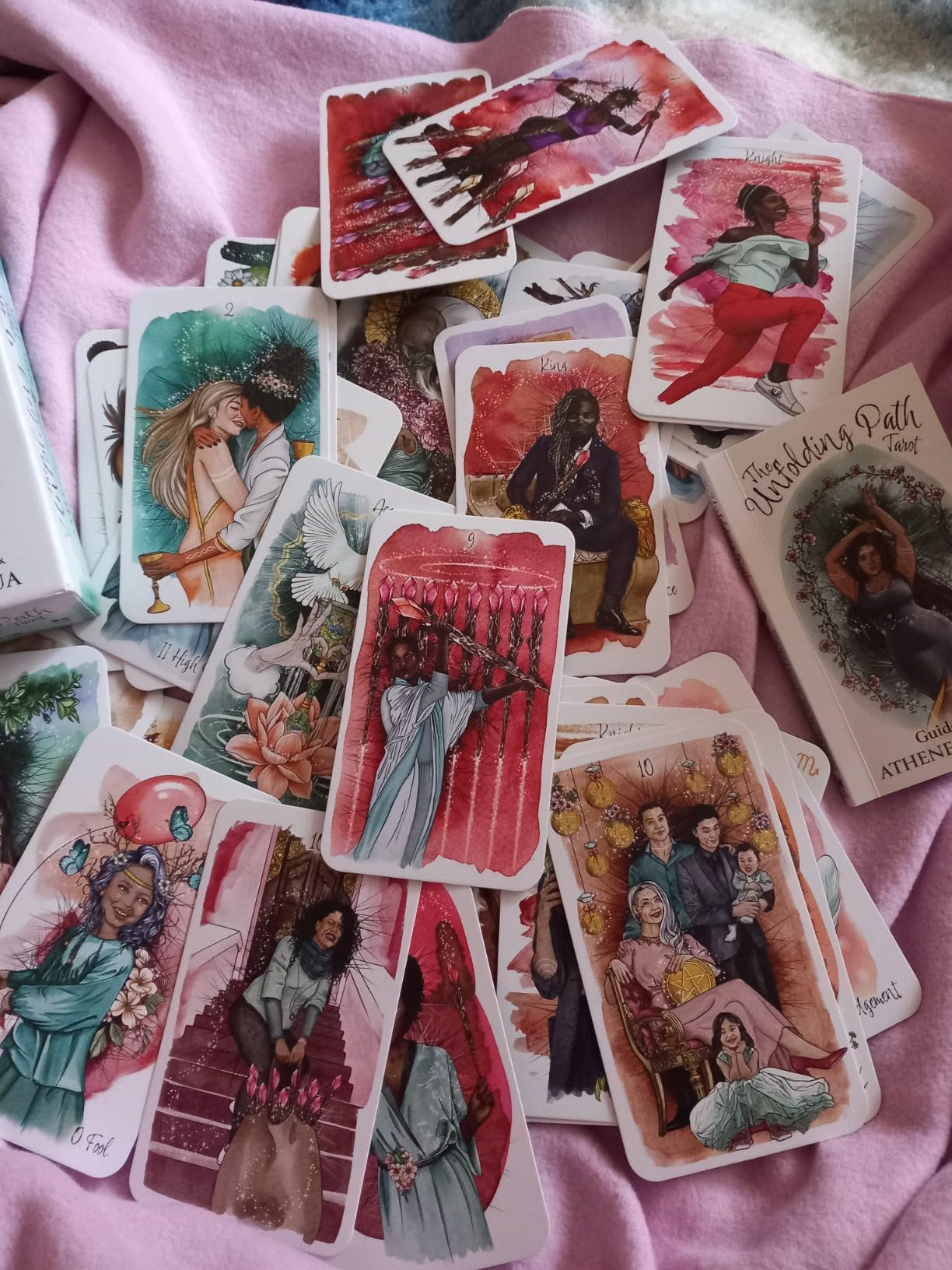 The Unfolding Path Tarot: A 78-card Deck and Guidebook : Noctua, Athene ...