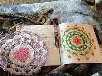 Mandalas to Crochet: 30 Great Patterns (Knit & Crochet): Linssen ...