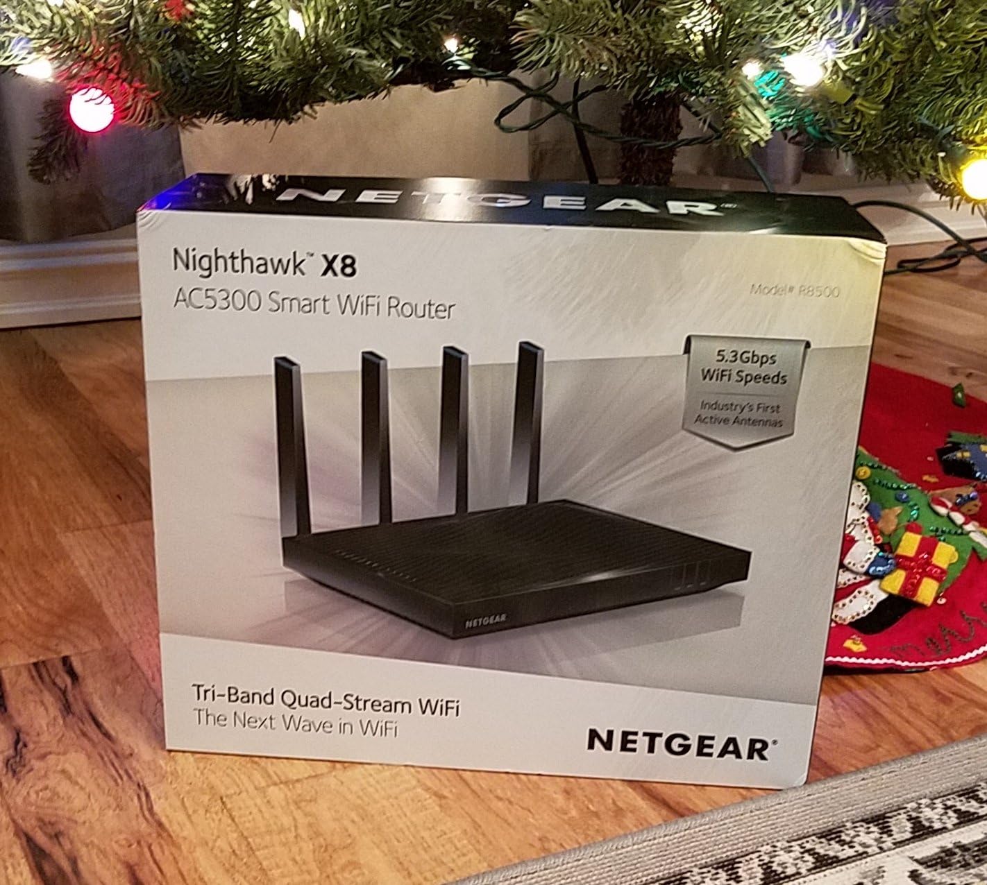 Amazon.com: NETGEAR R8500 Nighthawk X8 Wireless AC5300 Tri-Band Quad ...