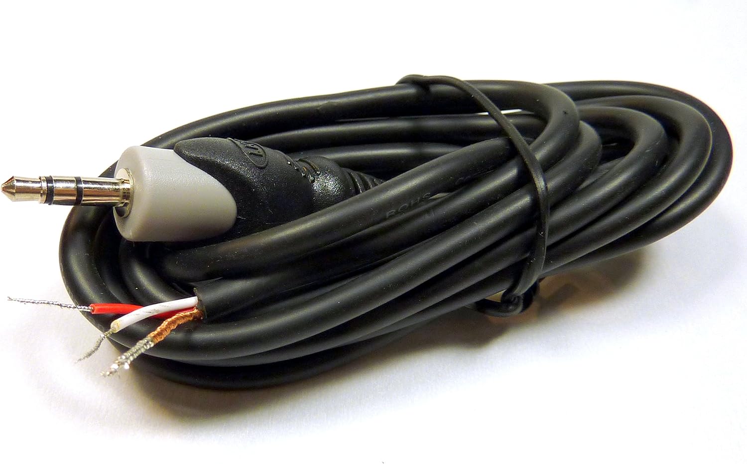 Amazon.com: Philmore Fully Shielded 6-ft Cable with Stereo 3.5mm Gold ...