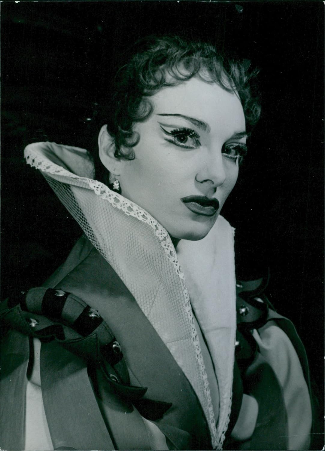 Amazon.com: Vintage photo of British stage actress, Barbara Jefford ...