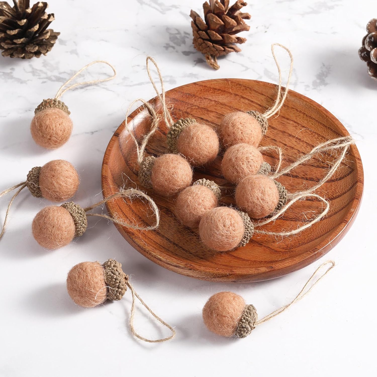 Amazon.com: Boao 18 Pcs Felt Acorn Ornaments Christmas Thanksgiving ...