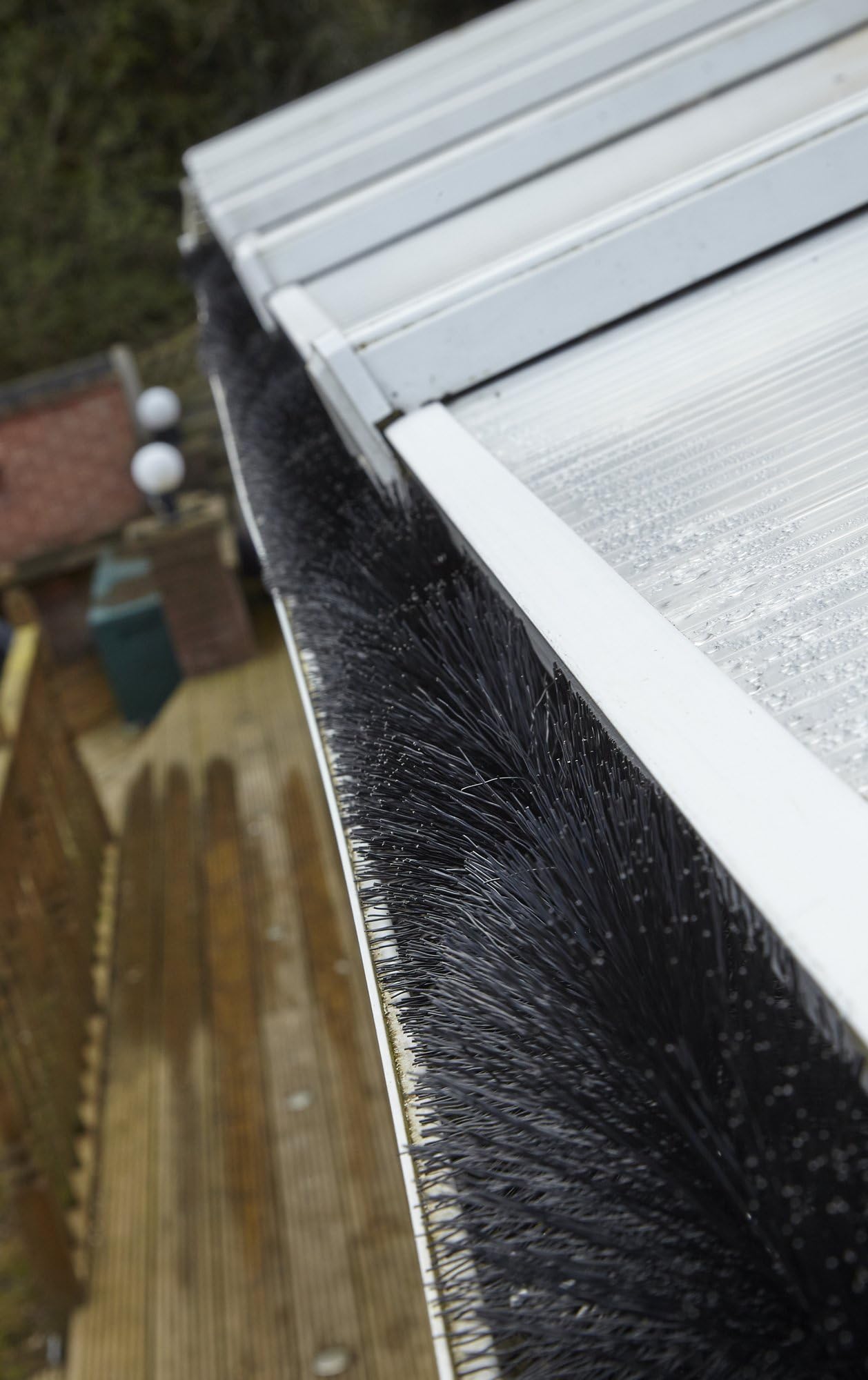 Hedgehog Gutter Brush Leaf Guard 125mm x 4m Length Black : Amazon.co.uk ...
