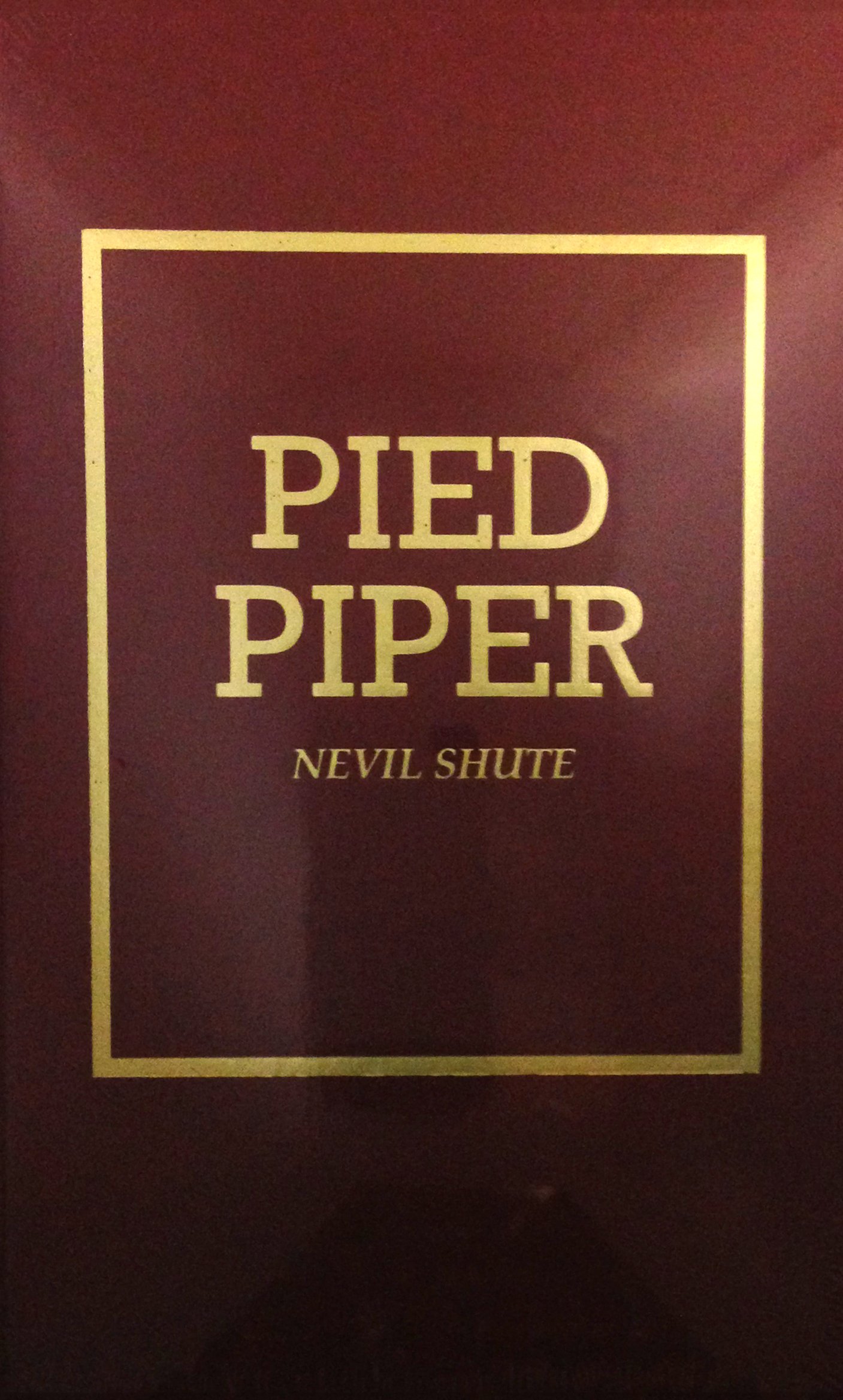 Amazon.com: The Pied Piper: 9780884113232: Shute, Nevil: Books