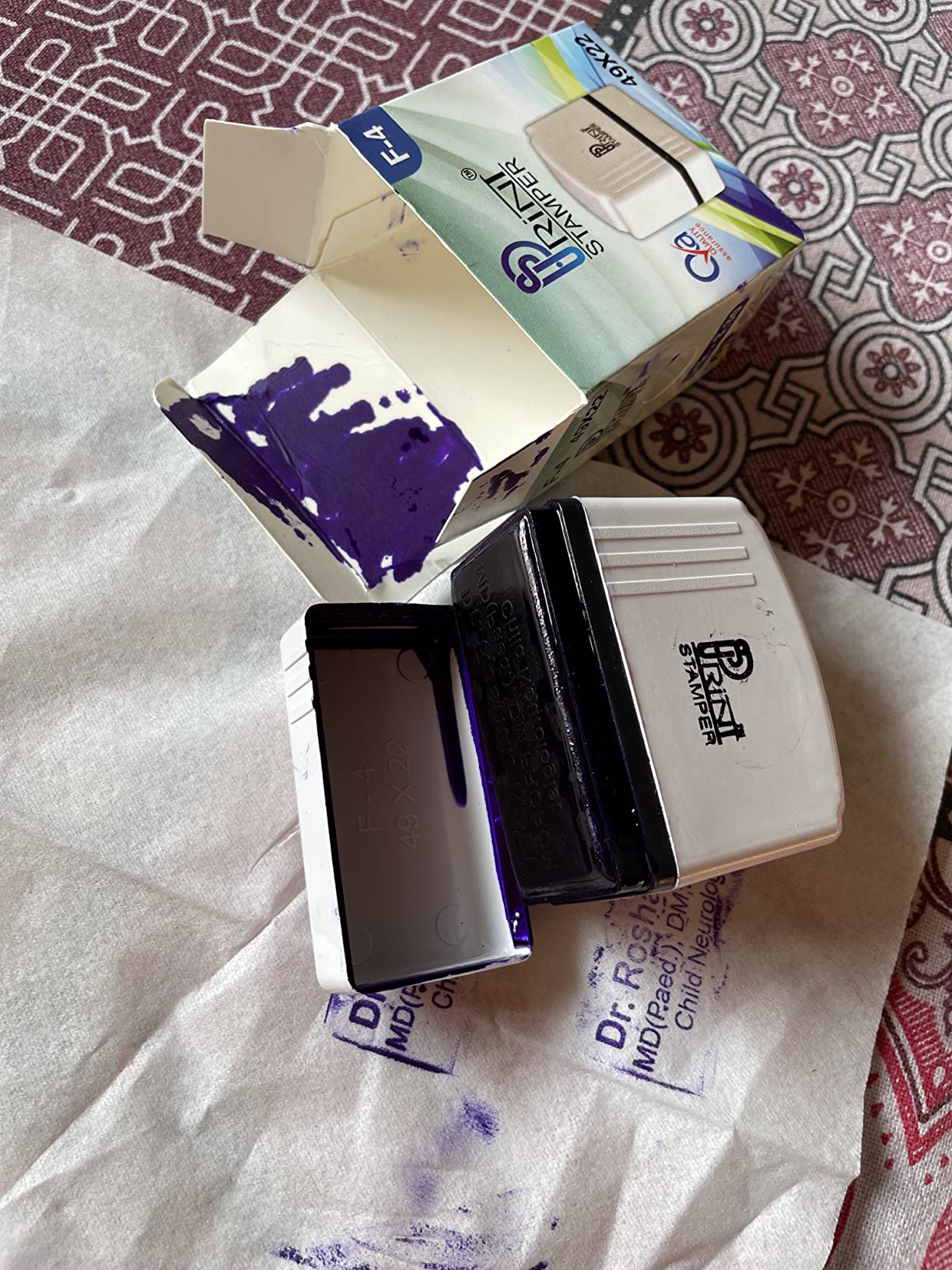 Elegant Self Pri Customized Ink Rubber Stamp (Round Self Stamp ...