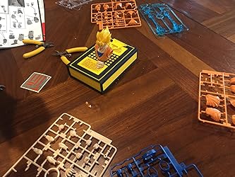 Amazon.com: Bandai Hobby Figure-Rise Standard Super Saiyan Son Goku ...