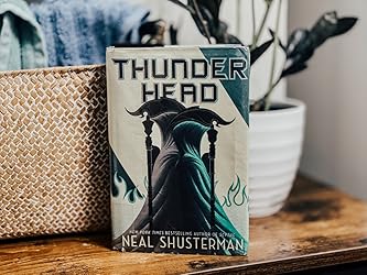 Amazon.com: Thunderhead (2) (Arc of a Scythe): 9781442472457 ...