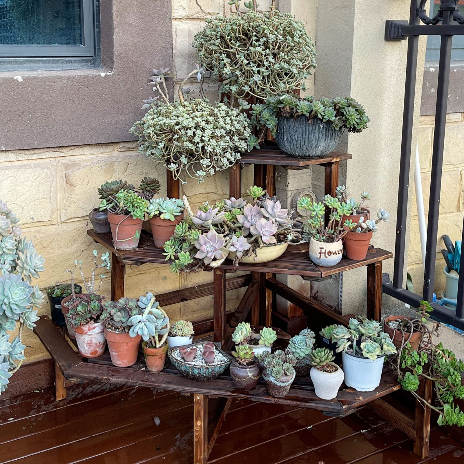 Concrete Block Plant Stand 22 DIY Cinder Block Planter Ideas You Can