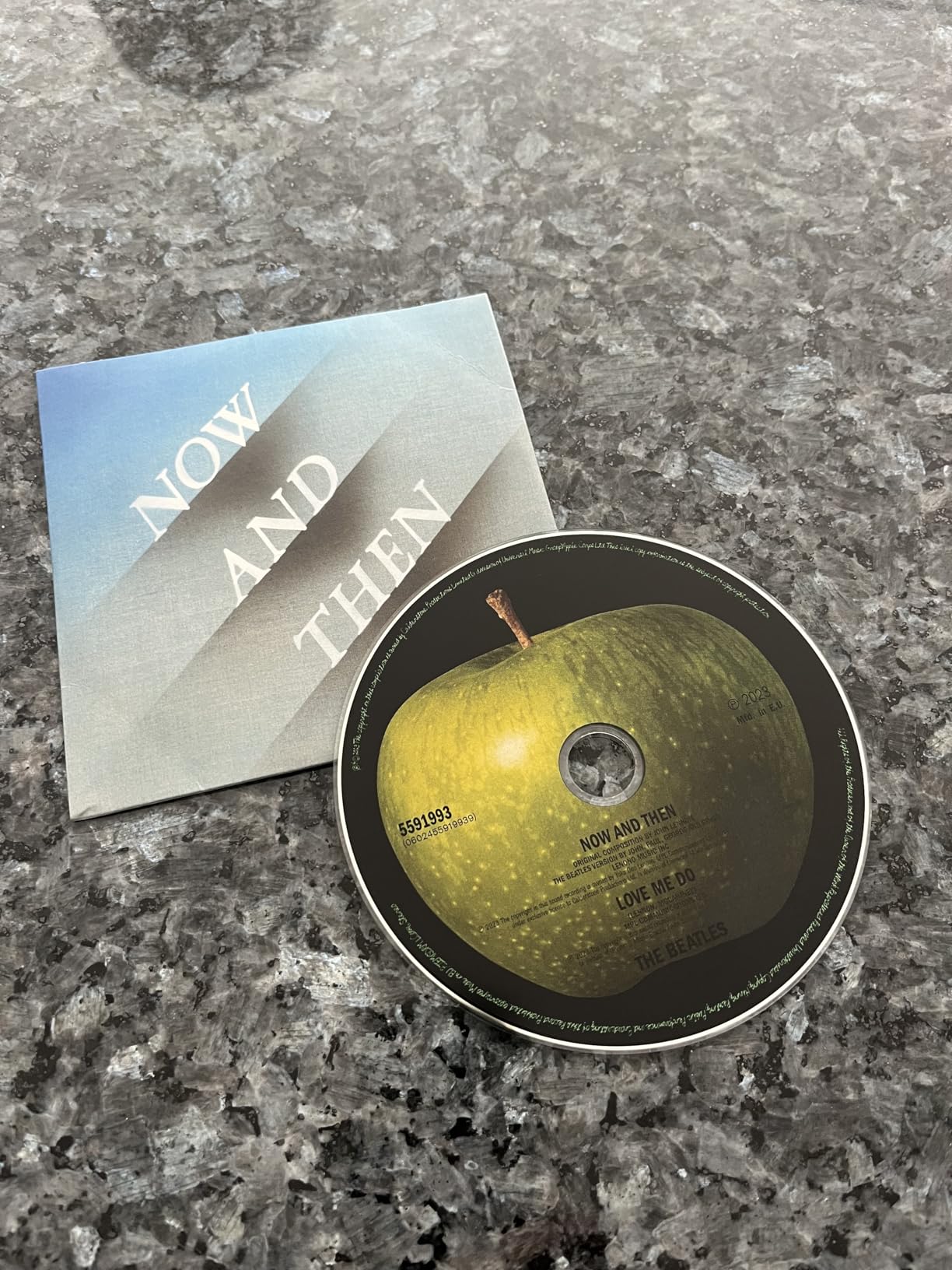 Amazon.com: Now and Then[7" Single]: CDs & Vinyl