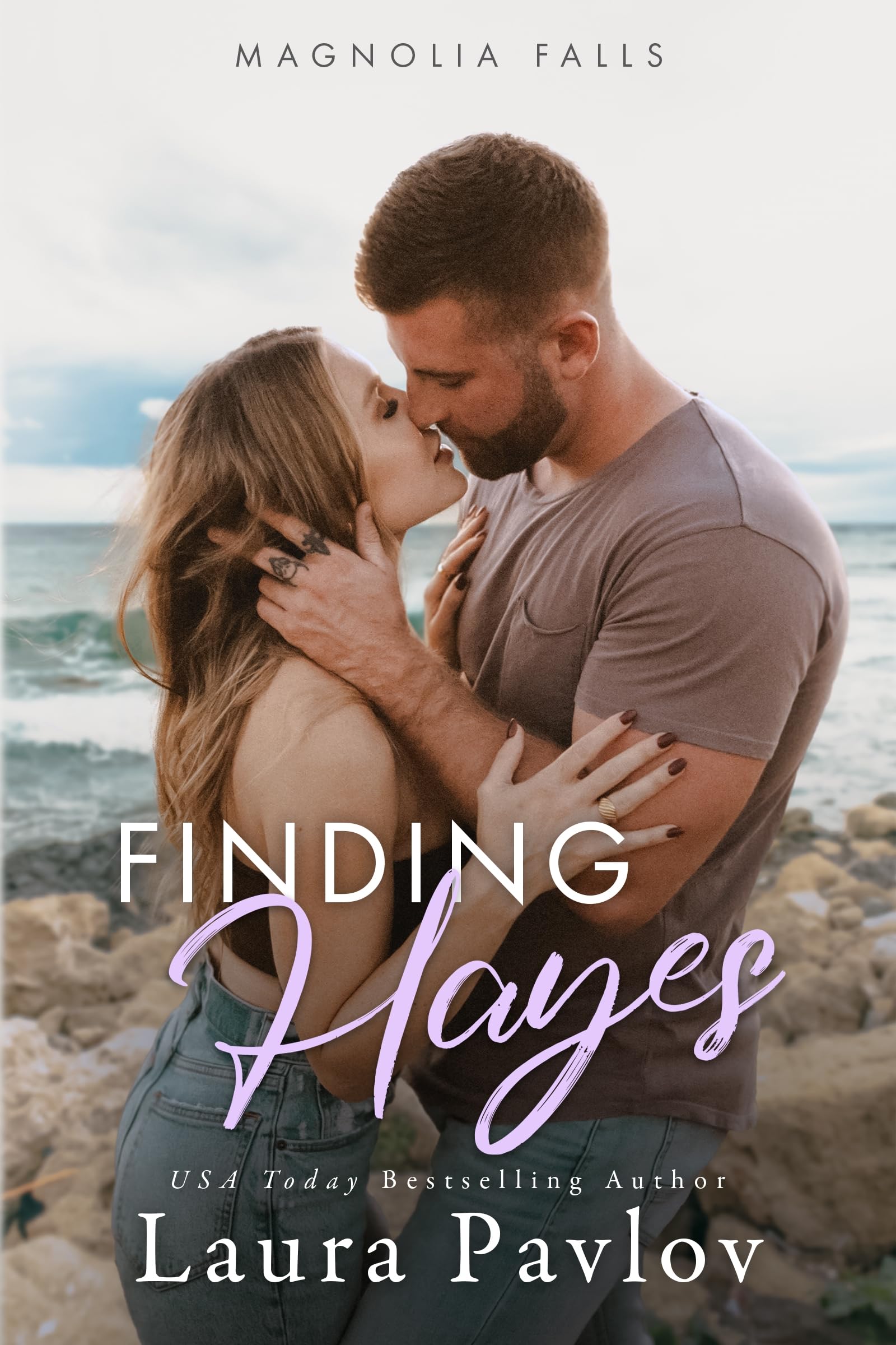 Amazon.com: Finding Hayes (Magnolia Falls, 5): 9781649378927: Pavlov, Laura: Books