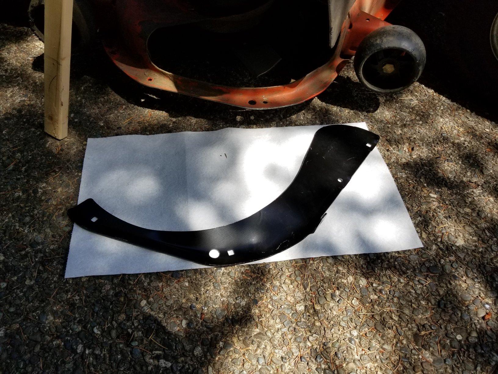 Amazon.com : Husqvarna 532174378 Vortex Baffle : Lawn Mower Deck Parts ...