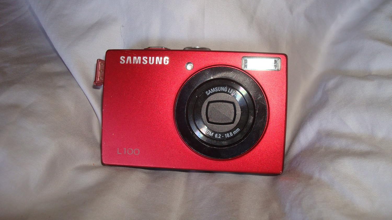 Amazon.com: Samsung Cámara digital L100 8.2MP con zoom óptico 3x (rojo ...