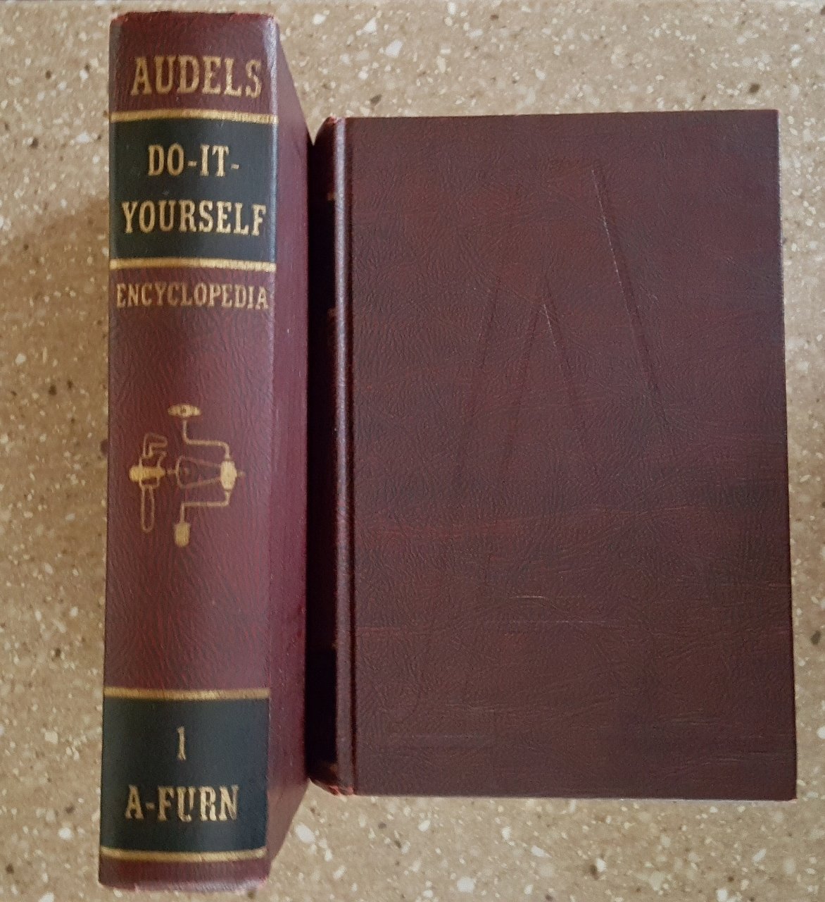 Audel's Do It Yourself Encyclopedia Two Volume Set: Theodore Audel ...