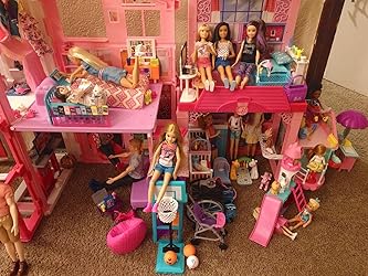 Amazon.com: Barbie Dreamhouse Adventures Doll & Accessories, Travel Set ...
