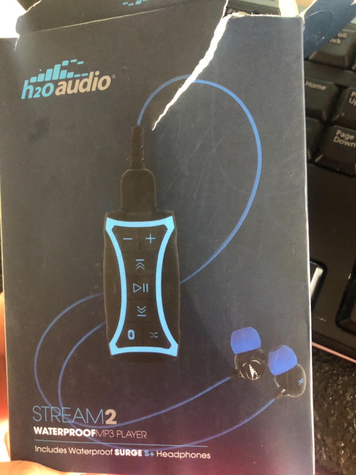 H2O Audio Stream 2 100% Waterproof MP3 Music Player with Bluetooth and ...