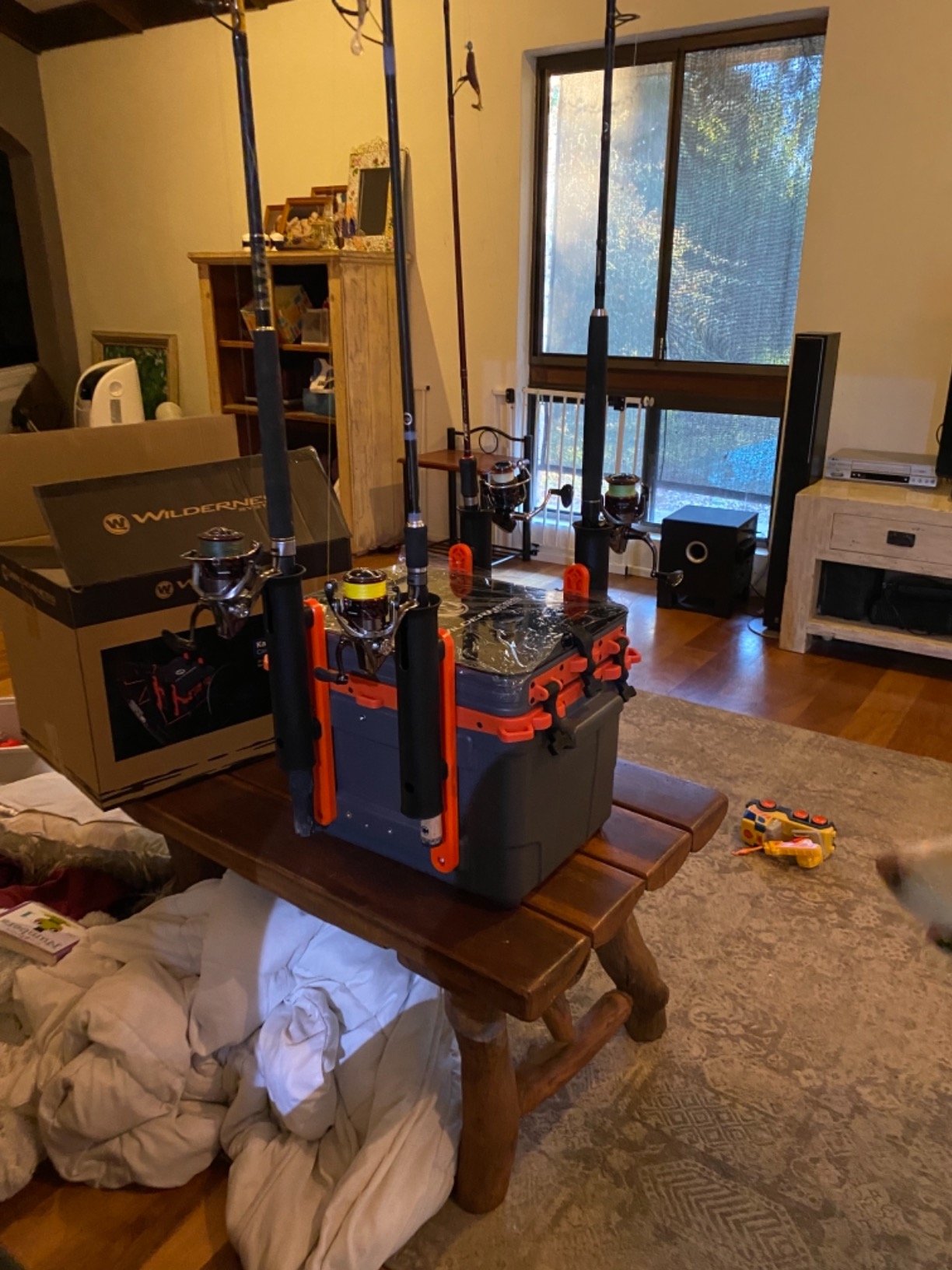 Wilderness Systems 8070065 Kayak Krate with 4 Rod Holders, Grey ...