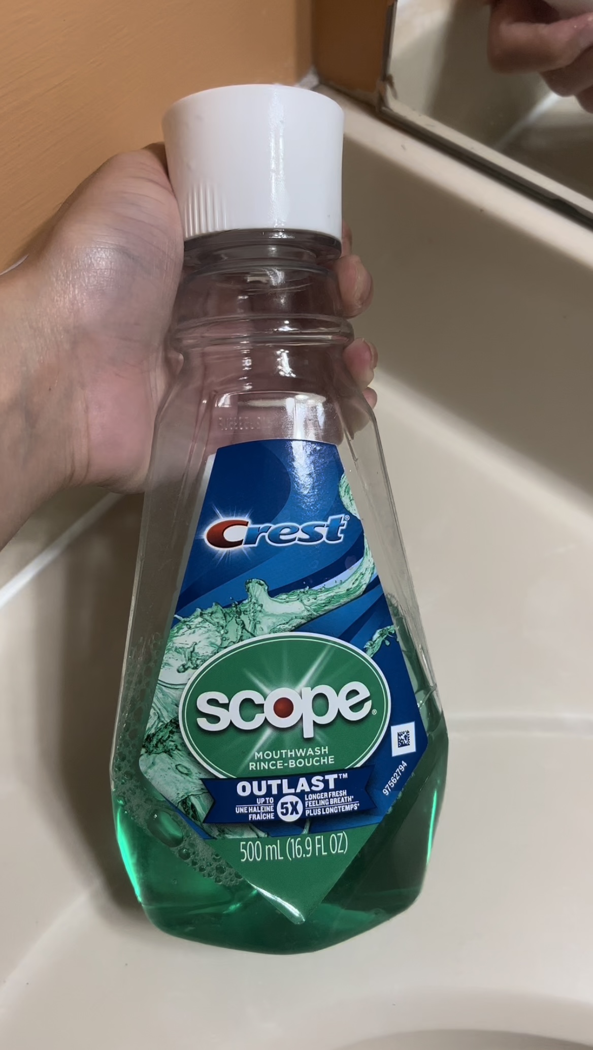 Watch Crest Scope Mouthwash on Amazon Live