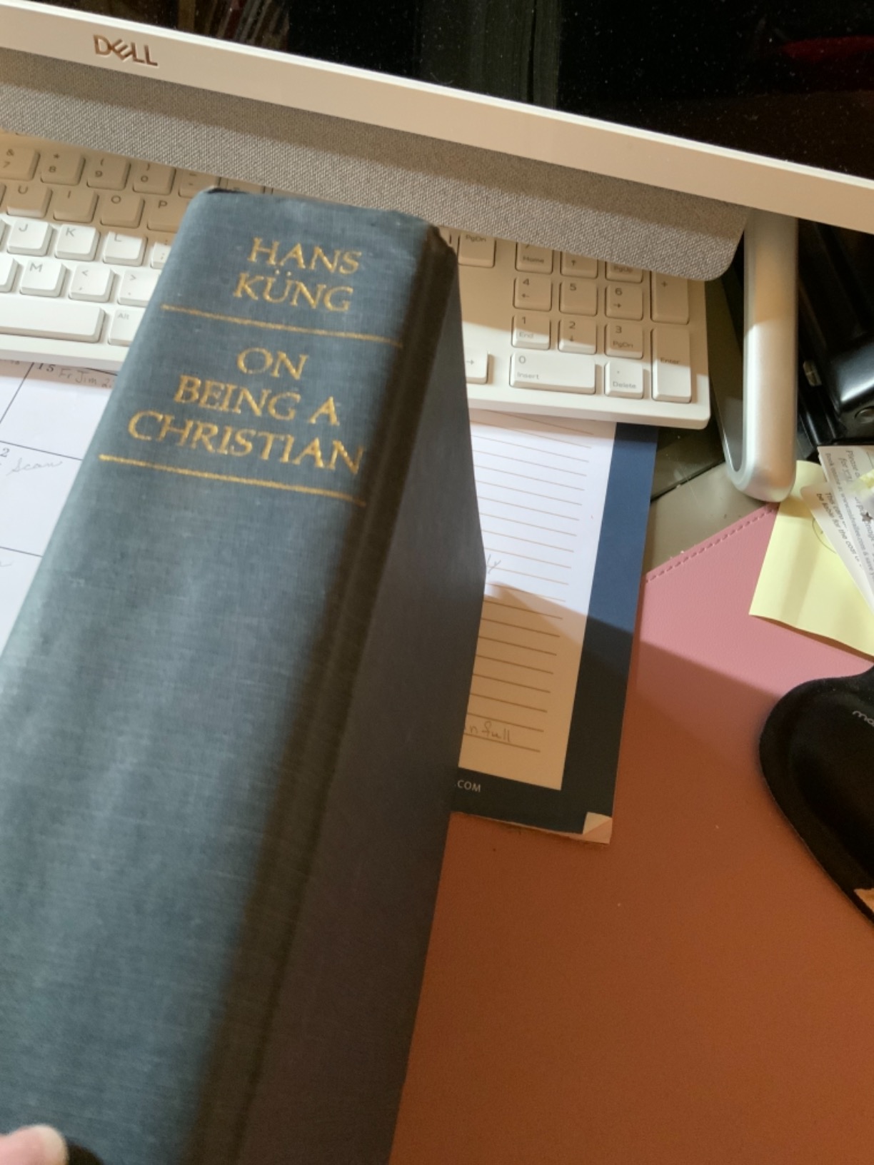 On Being a Christian: Hans Küng: 9780385192866: Amazon.com: Books