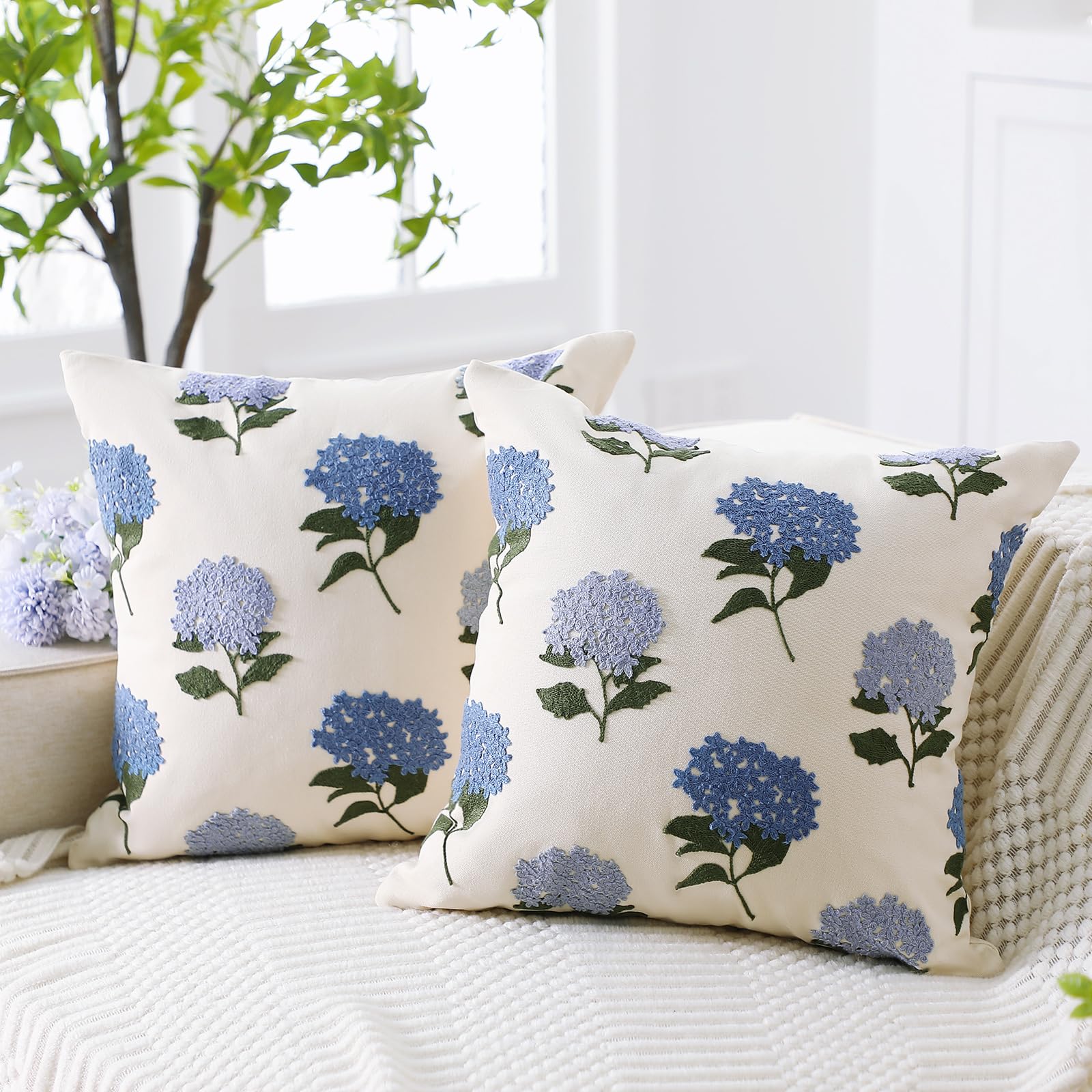 Amazon.com: FuWeave 2 Pcs Blue Hydrangea Flower Throw Pillow Cover ...