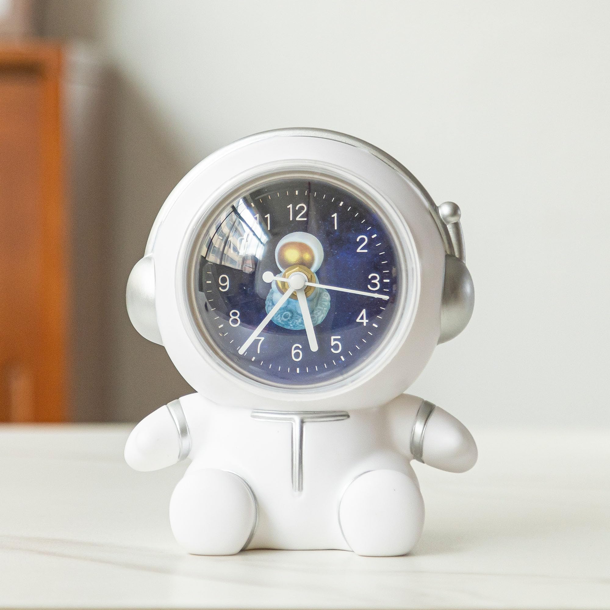 Astronaut Desk Clock Piggy Bank/Savings Jar, Kids Room Space Theme ...