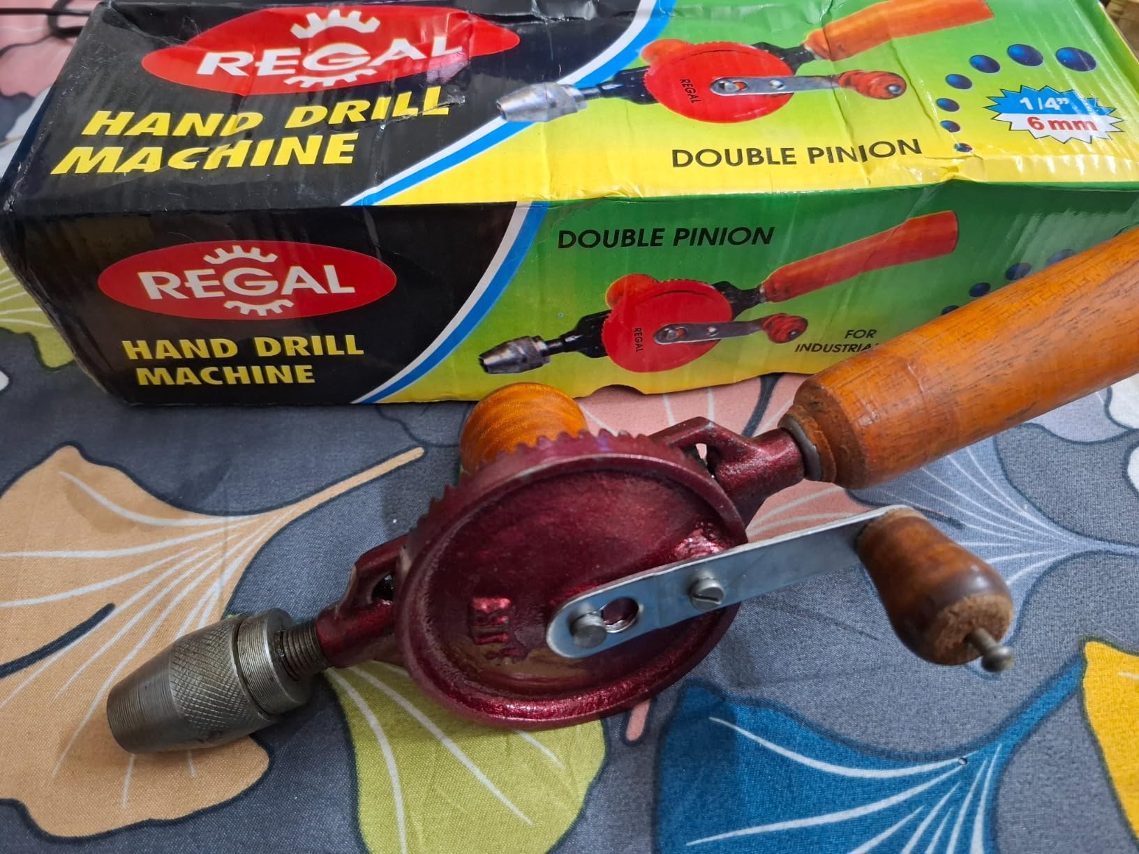 GIZMO Heavy Duty Hand Drill Machine (1/4), 200 grams, RED : Amazon.in ...