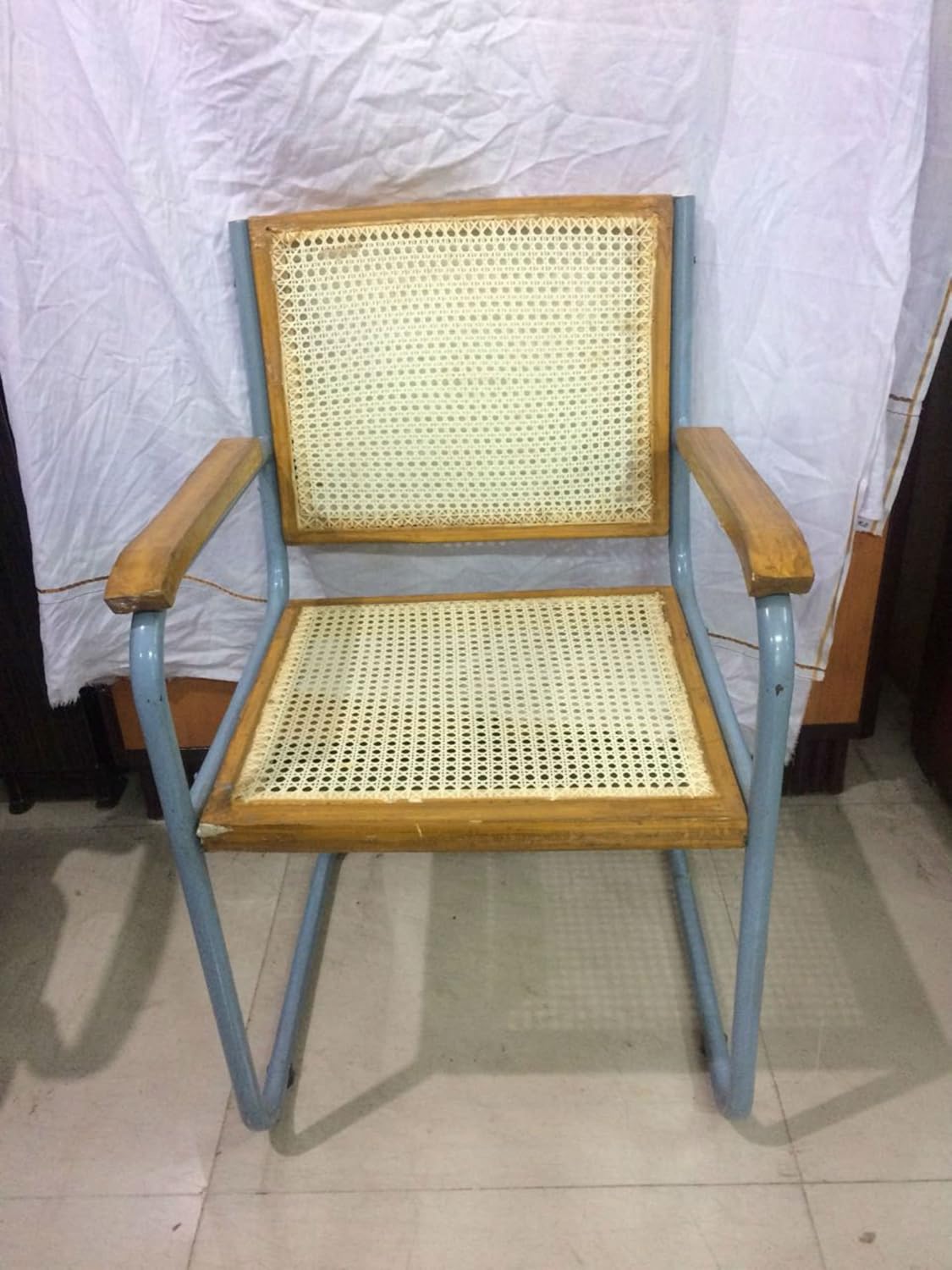 Moogambikai S Type Wire Chair - Contemporary Style - Blue - Stainless ...