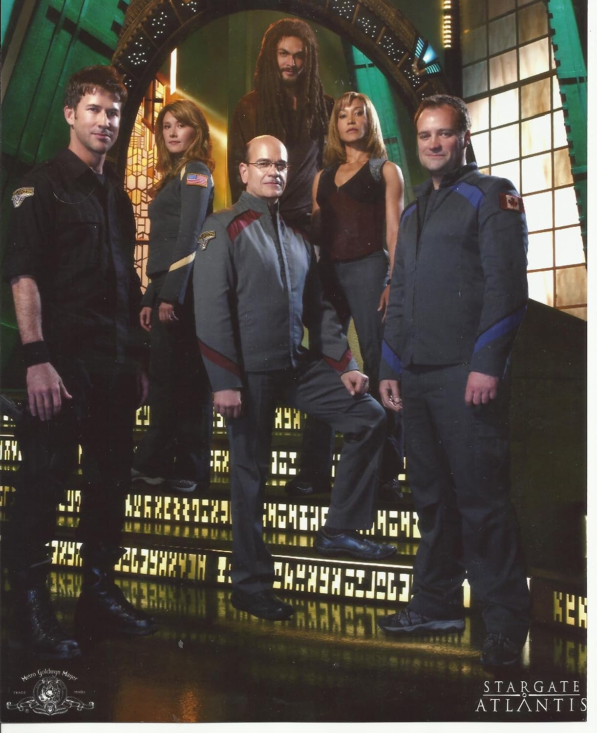 Amazon.com: Stargate Atlantis Team with Robert Picardo as Leader in ...