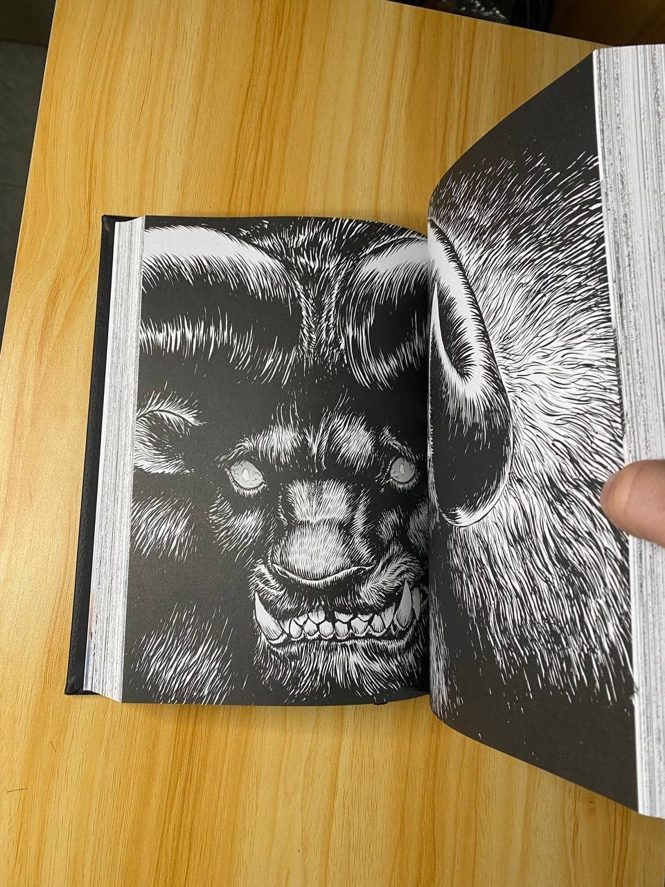 Berserk (Vol.) : Miura, Kentaro: Amazon.it: Libri