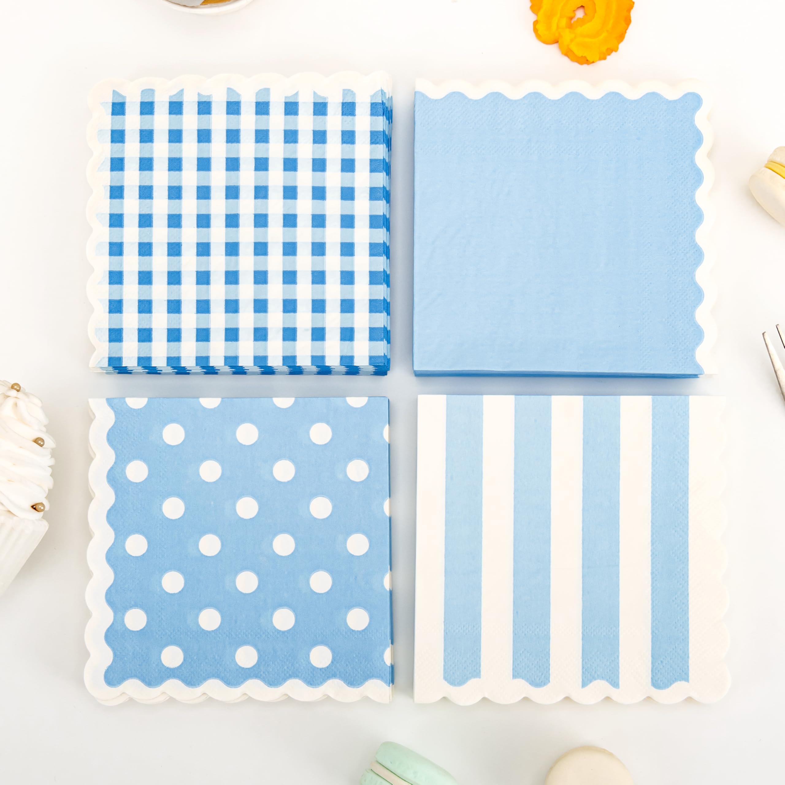 Amazon.com: Crisky 100 Pcs Wavy Scalloped Blue Cocktail Napkins for ...