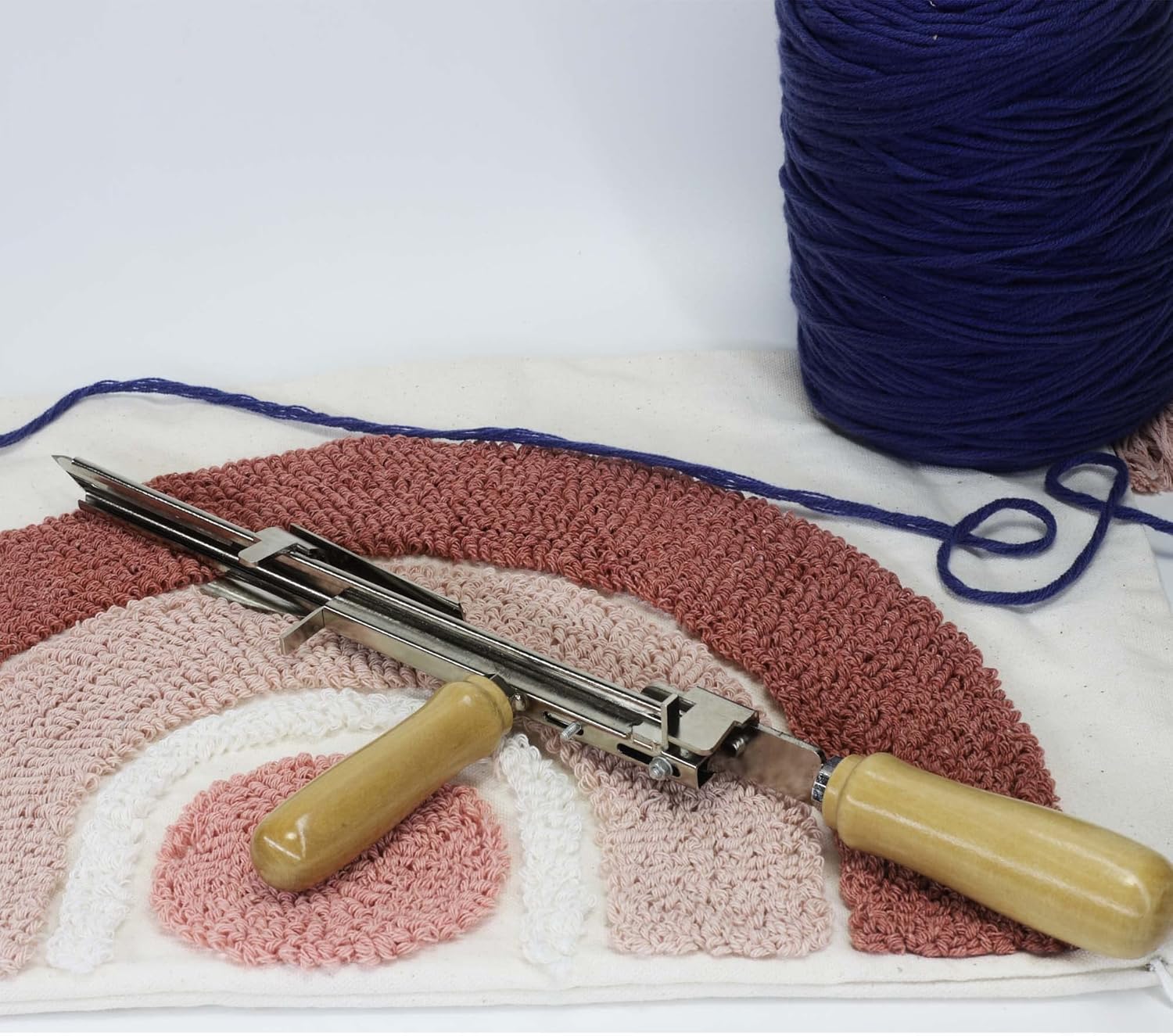 Amazon.com: iFish Manual Speed Tufting Tool, Loop Pile 45mm Long Height ...