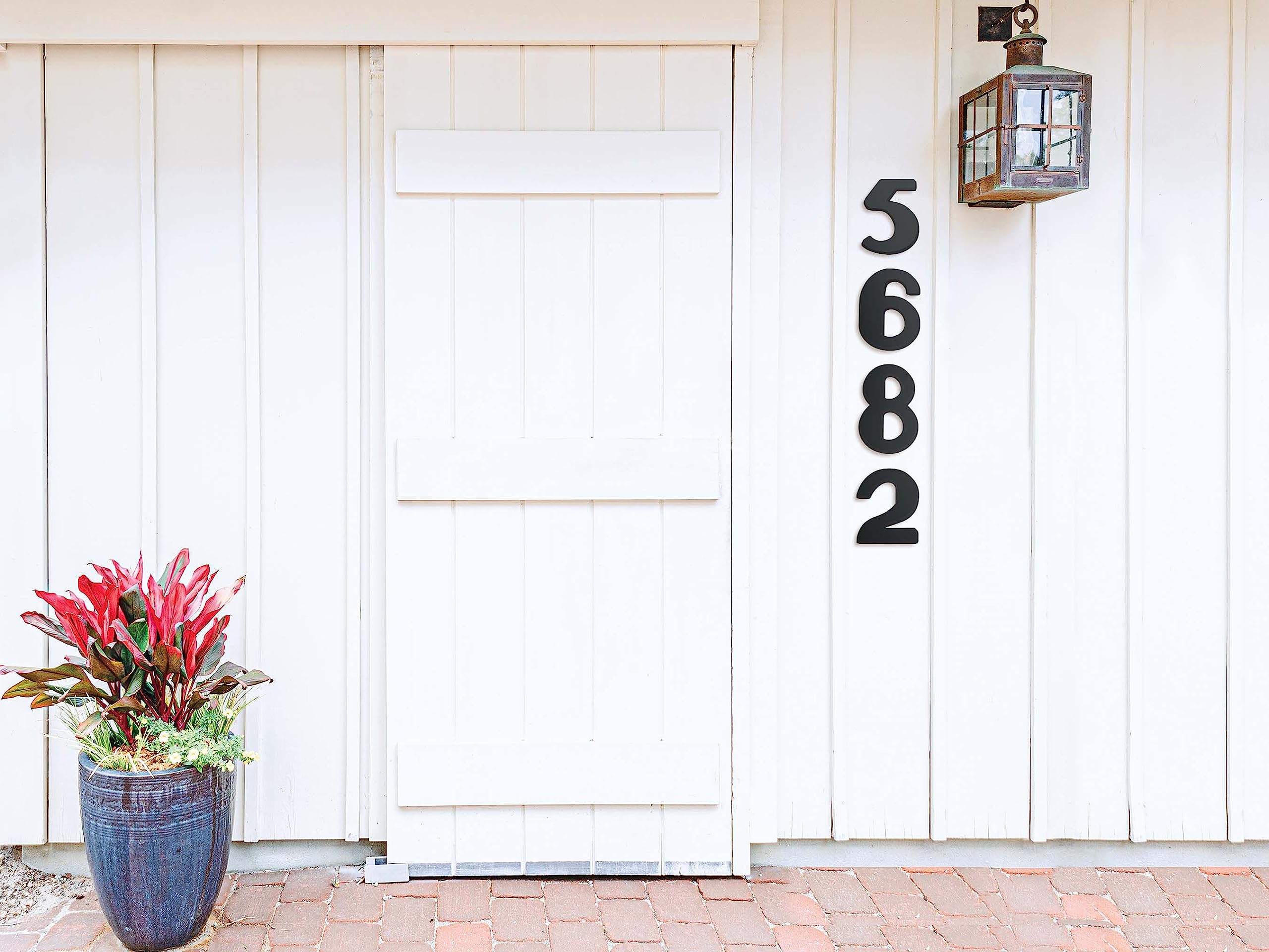 Modern House Letters