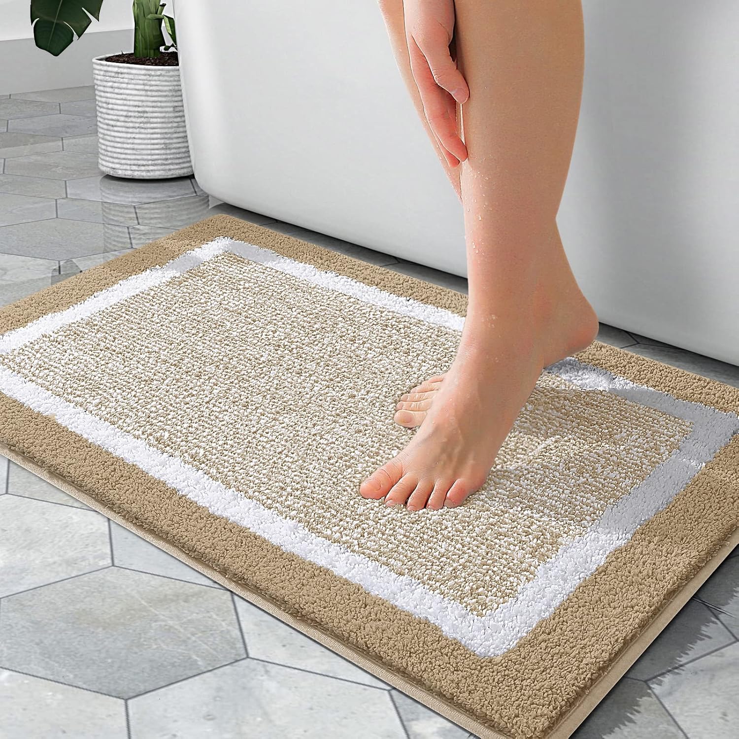 Amazon.com: OLANLY Bathroom Rugs, Extra Soft and Absorbent Microfiber ...