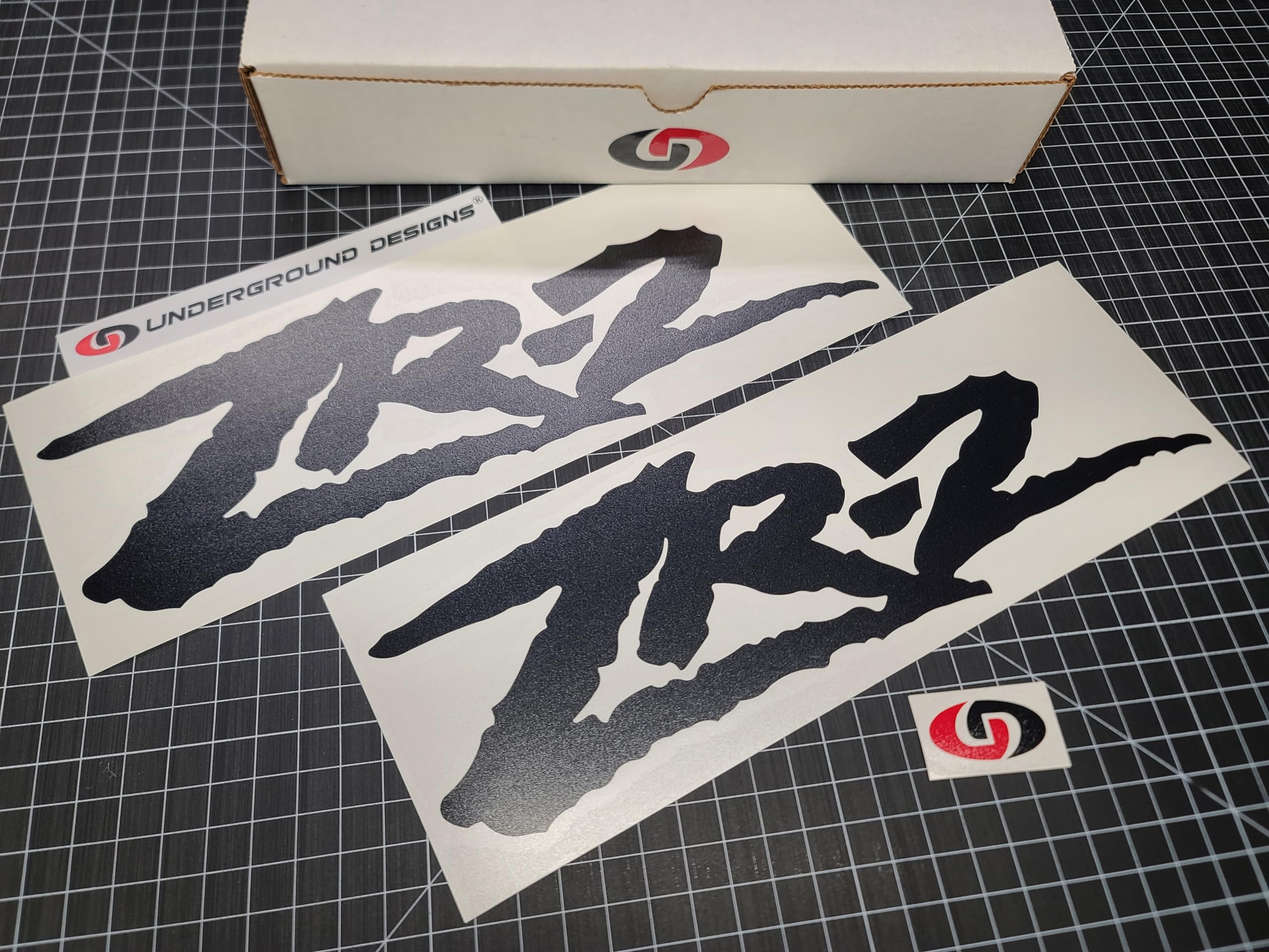 Amazon.com - ZR2 Decals (2pk) Truck Bed Fender ZR-2 Stickers Fits 1994 ...