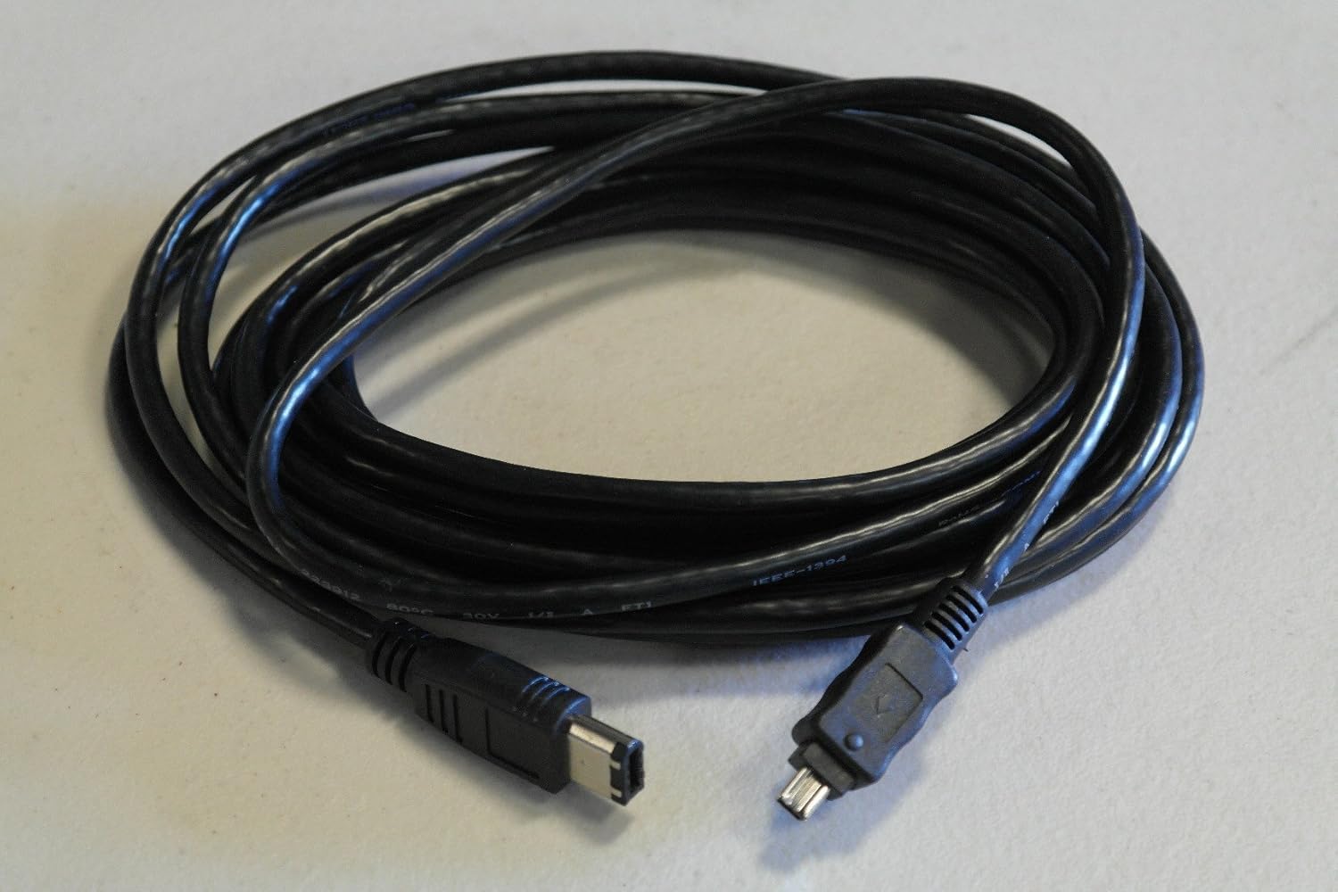 StarTech.com 15 ft IEEE-1394 Firewire Cable 4-6 M/M - IEEE 1394 cable ...