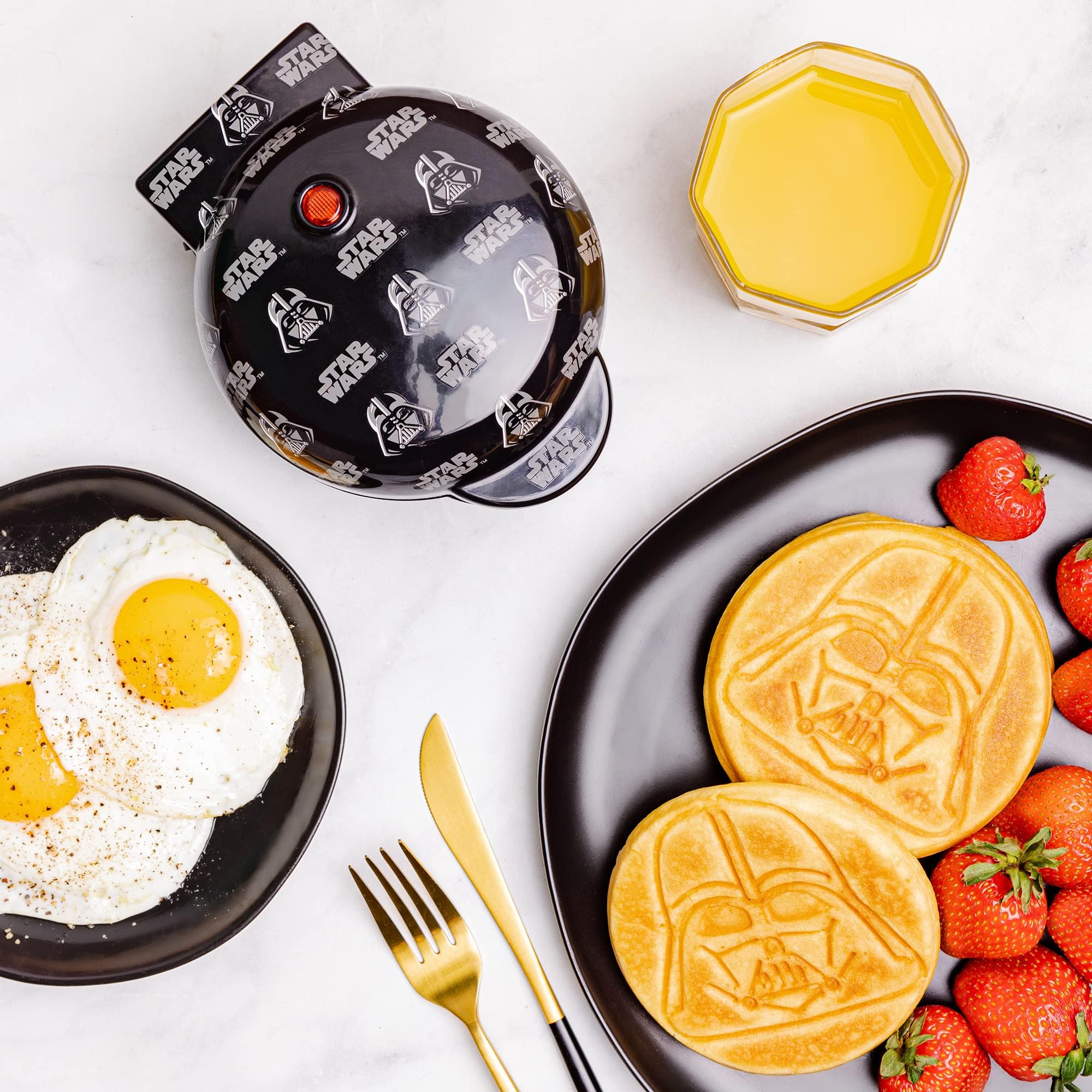 Amazon.com: Star Wars Deluxe Millennium Falcon Waffle Maker: Home & Kitchen