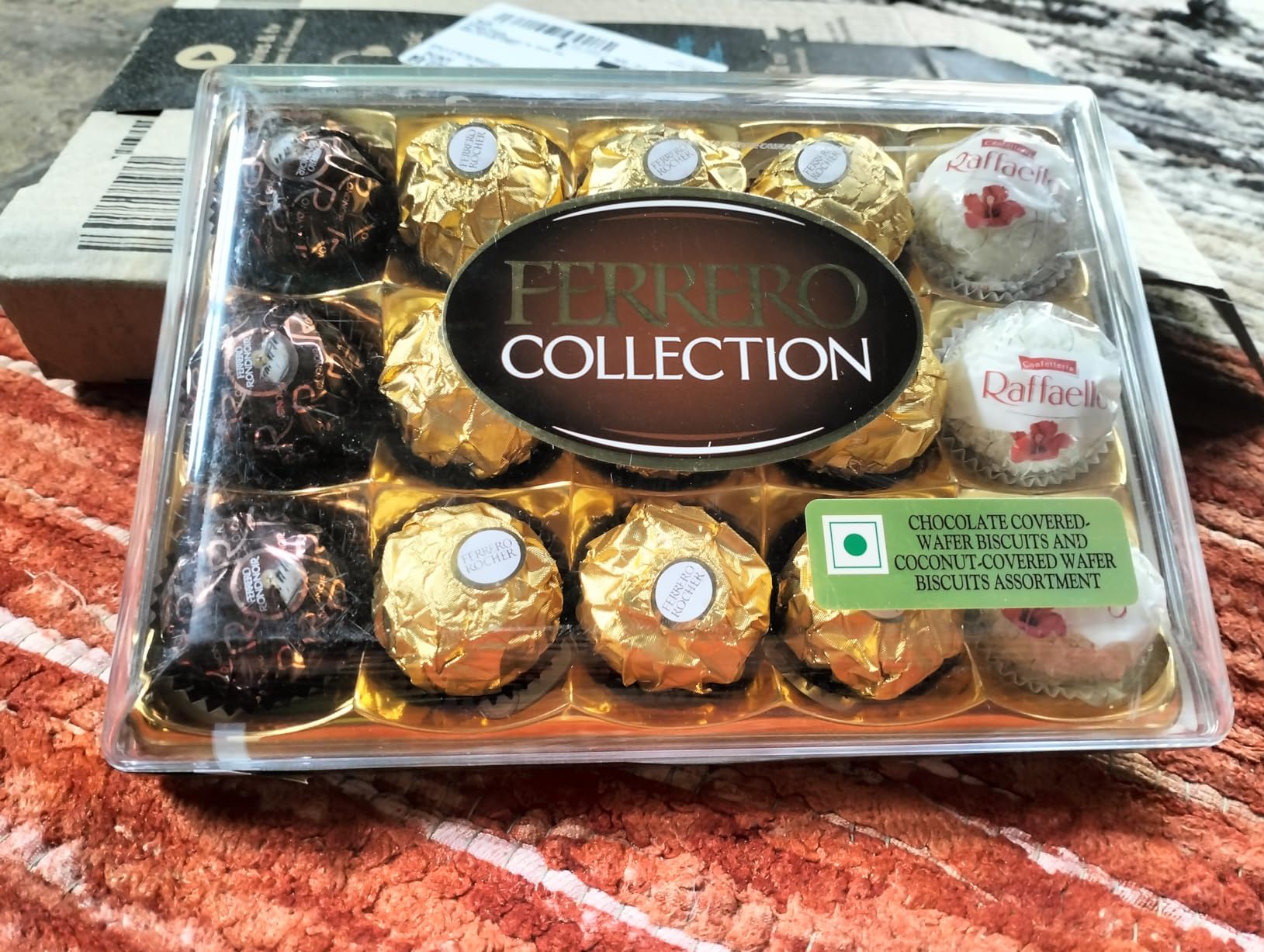 Ferrero Rocher Collection 15 Pieces,Chocolate,172 Gm : Amazon.in ...