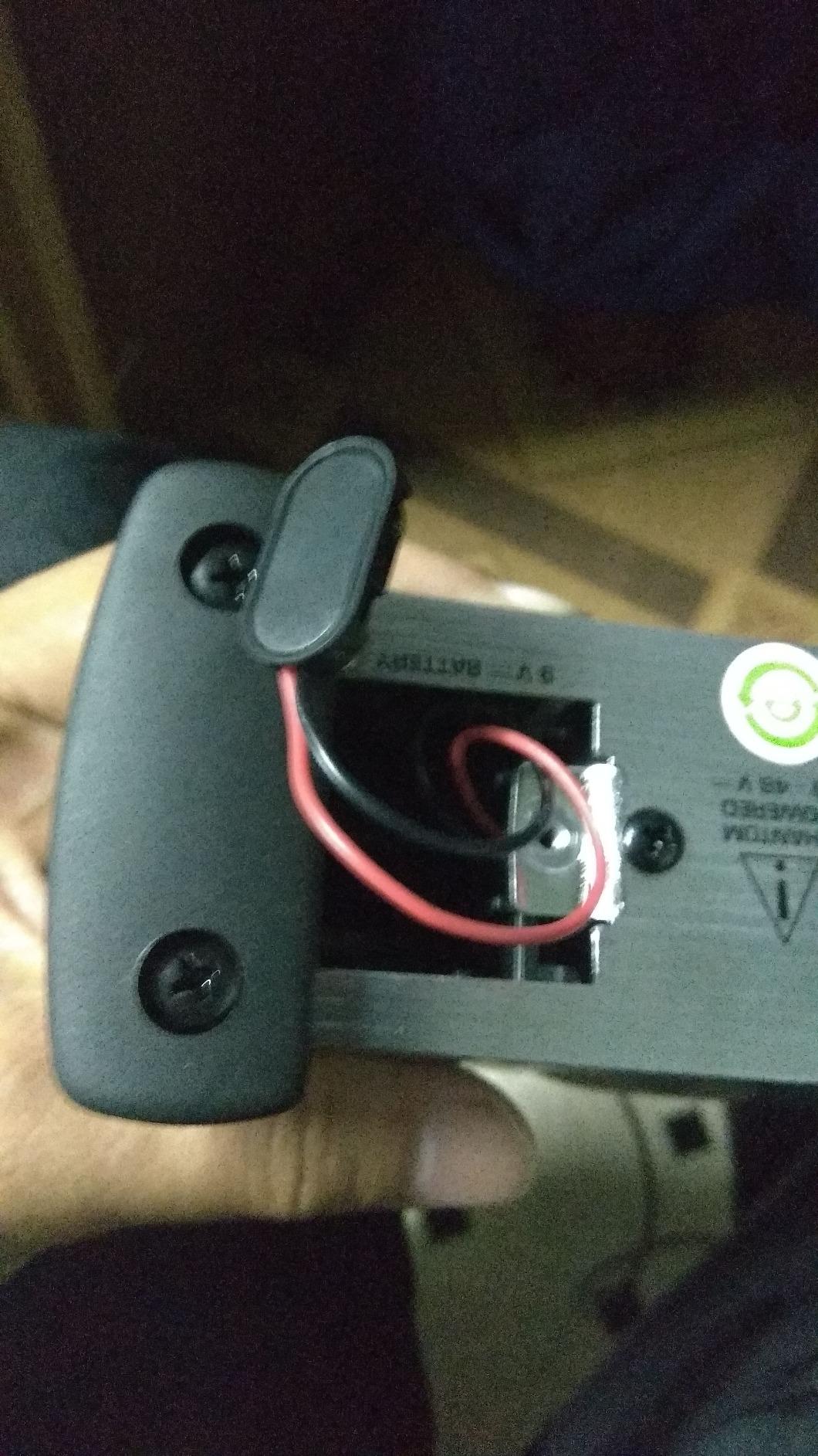 Behringer Ultra-Di Di100 Professional Battery/Phantom Powered Di-Box ...