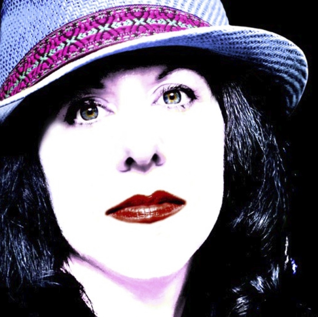 Amazon.com: Elisa Lorello: books, biography, latest update