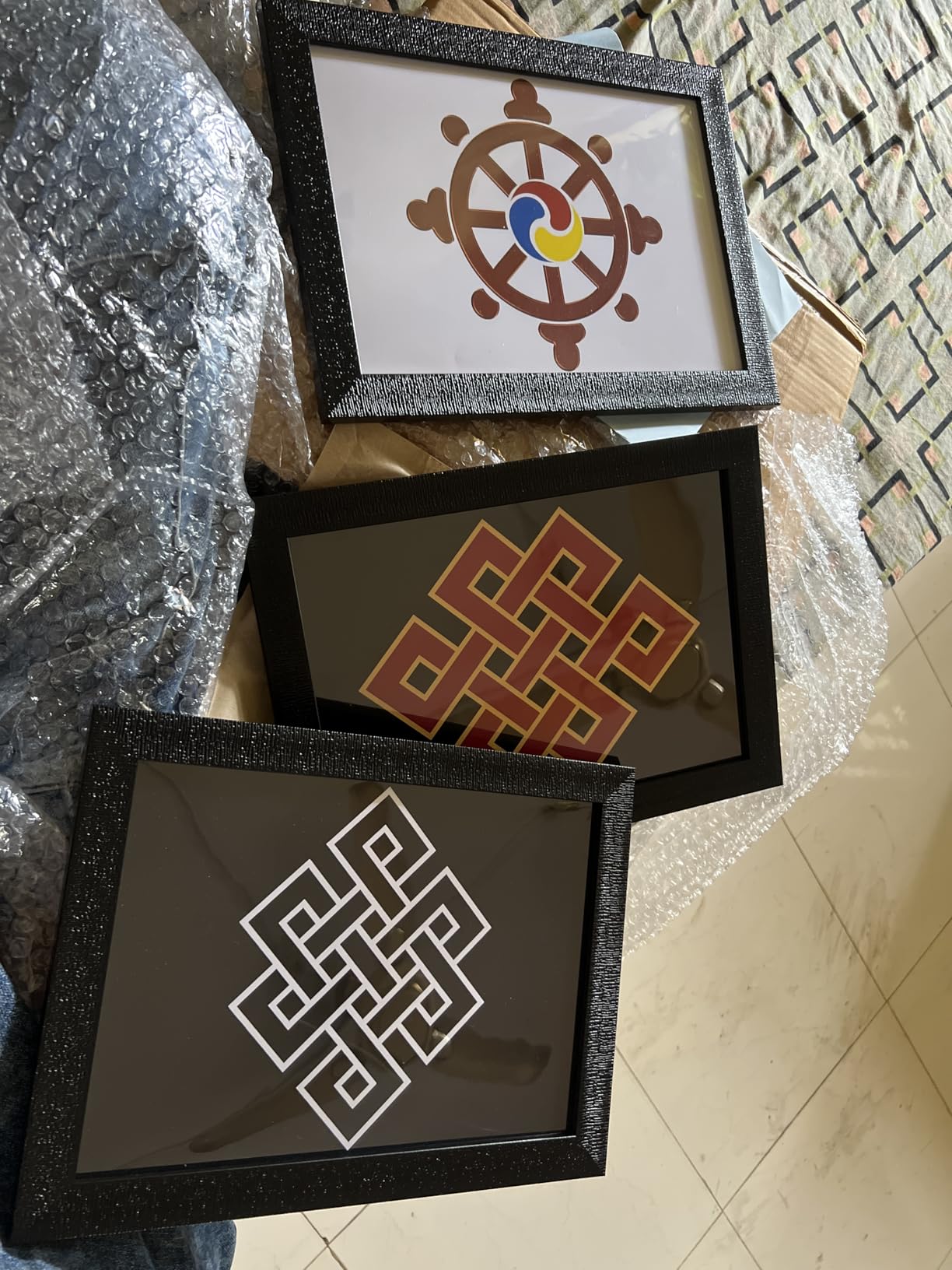 DivaFrames Endless Knot & Karmic Wheel Vastu Frame | Set of 3 | Vastu ...