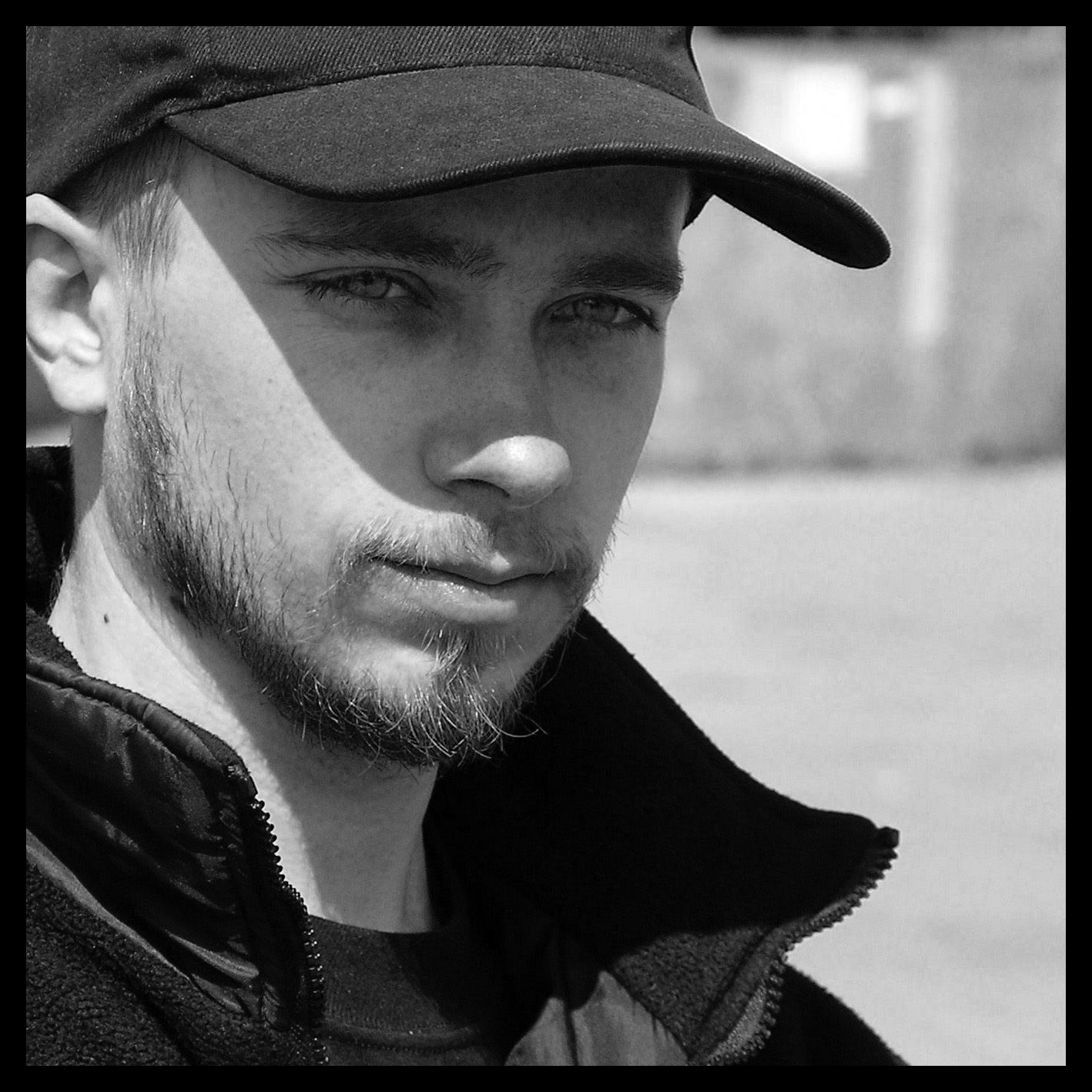 Amazon.com: Alexandru Simion: books, biography, latest update