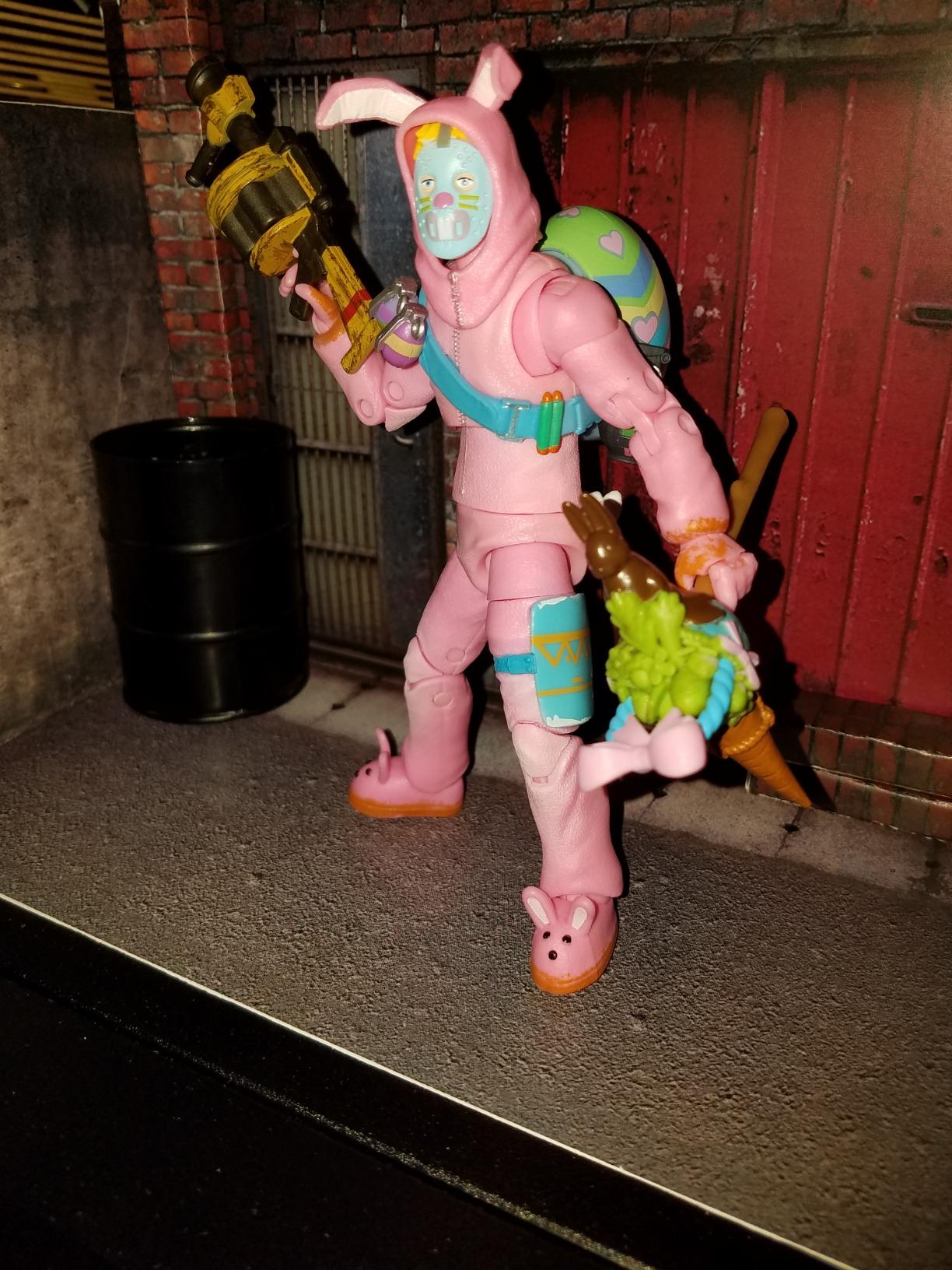 Amazon.com: Fortnite 6" Legendary Series Figure, Rabbit Raider : Toys ...