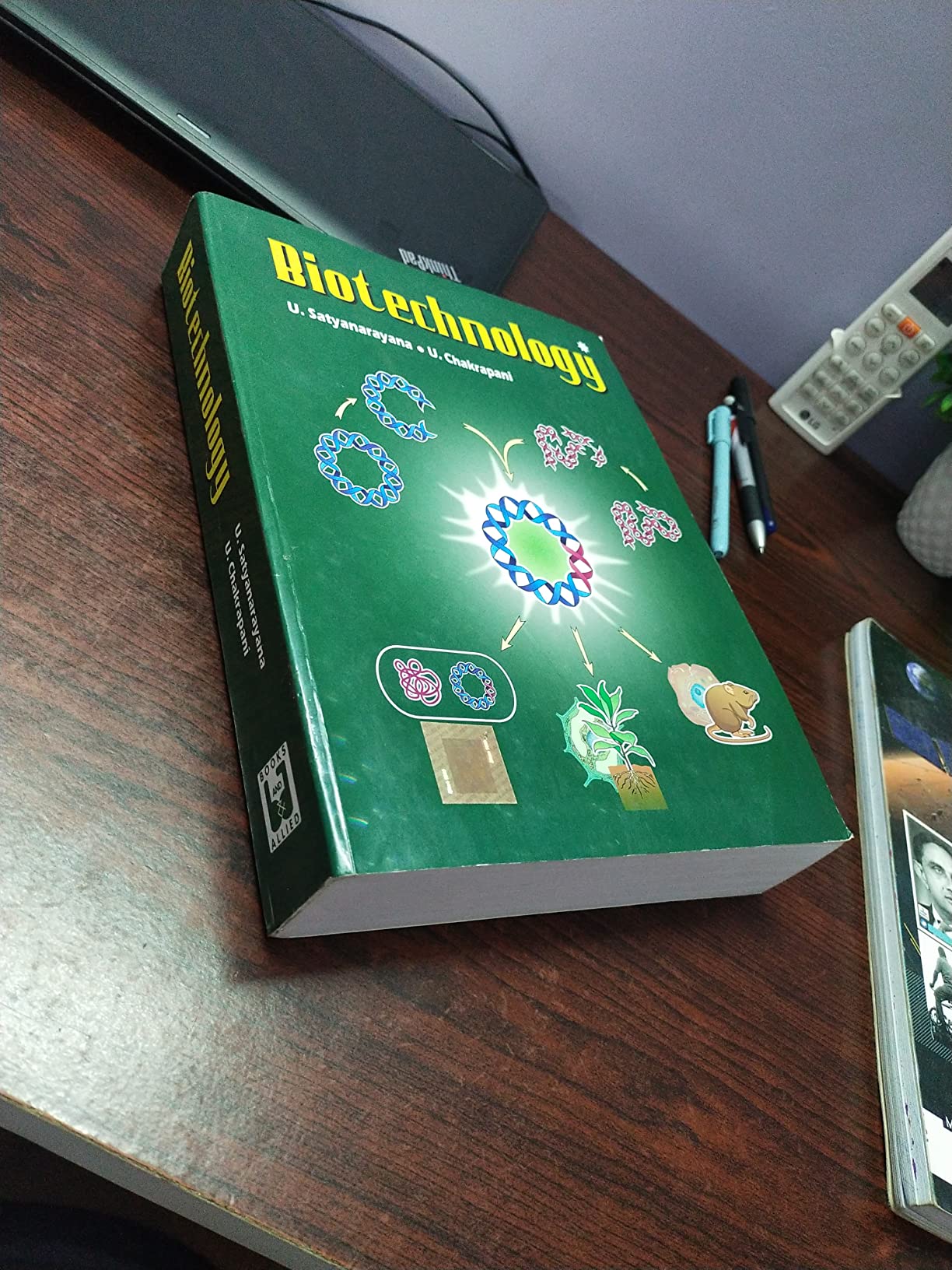 Buy Biotechnology Book Online at Low Prices in India | Biotechnology ...